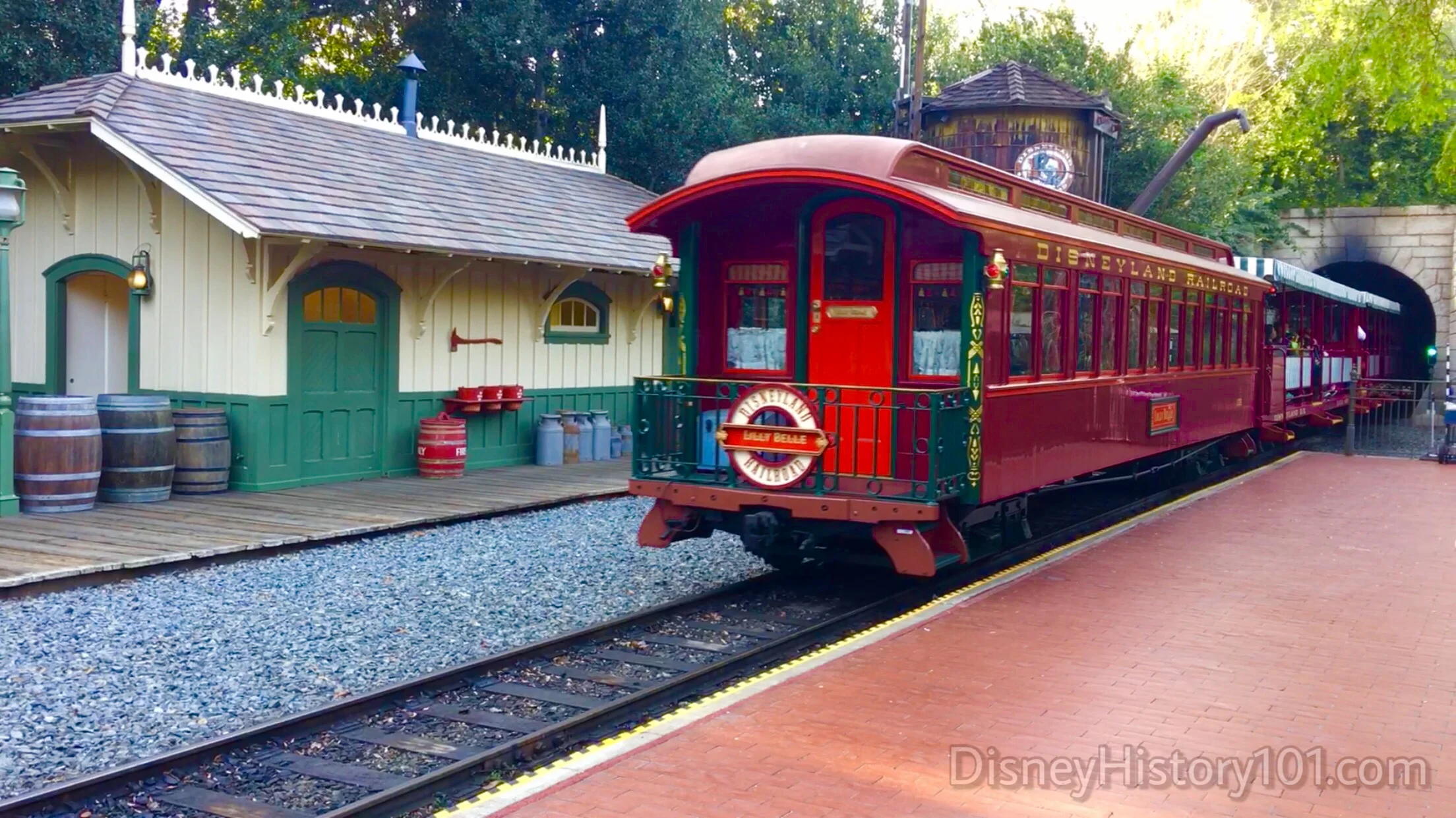 DISNEYLAND RETLAW 1 — Disney History 101
