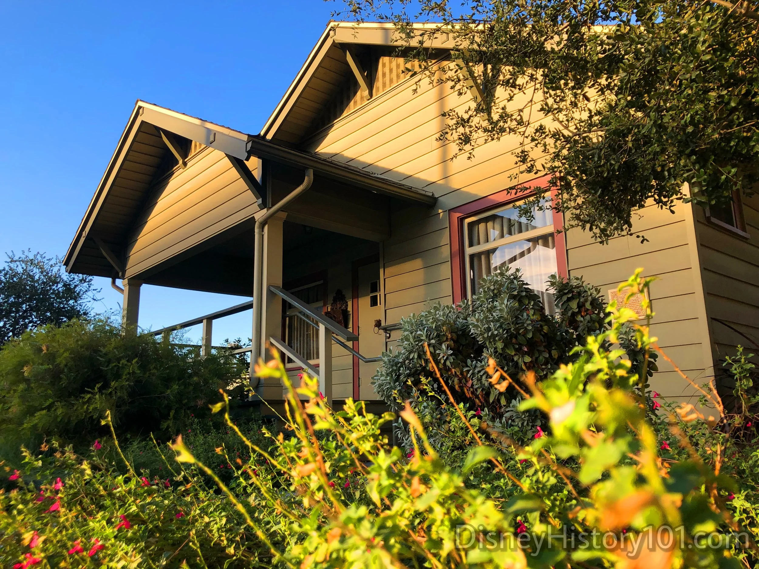 THE POPE HOUSE of DISNEYLAND CIRCLE D CORRAL — Disney History 101