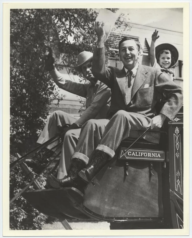 THE POPE HOUSE of DISNEYLAND CIRCLE D CORRAL — Disney History 101
