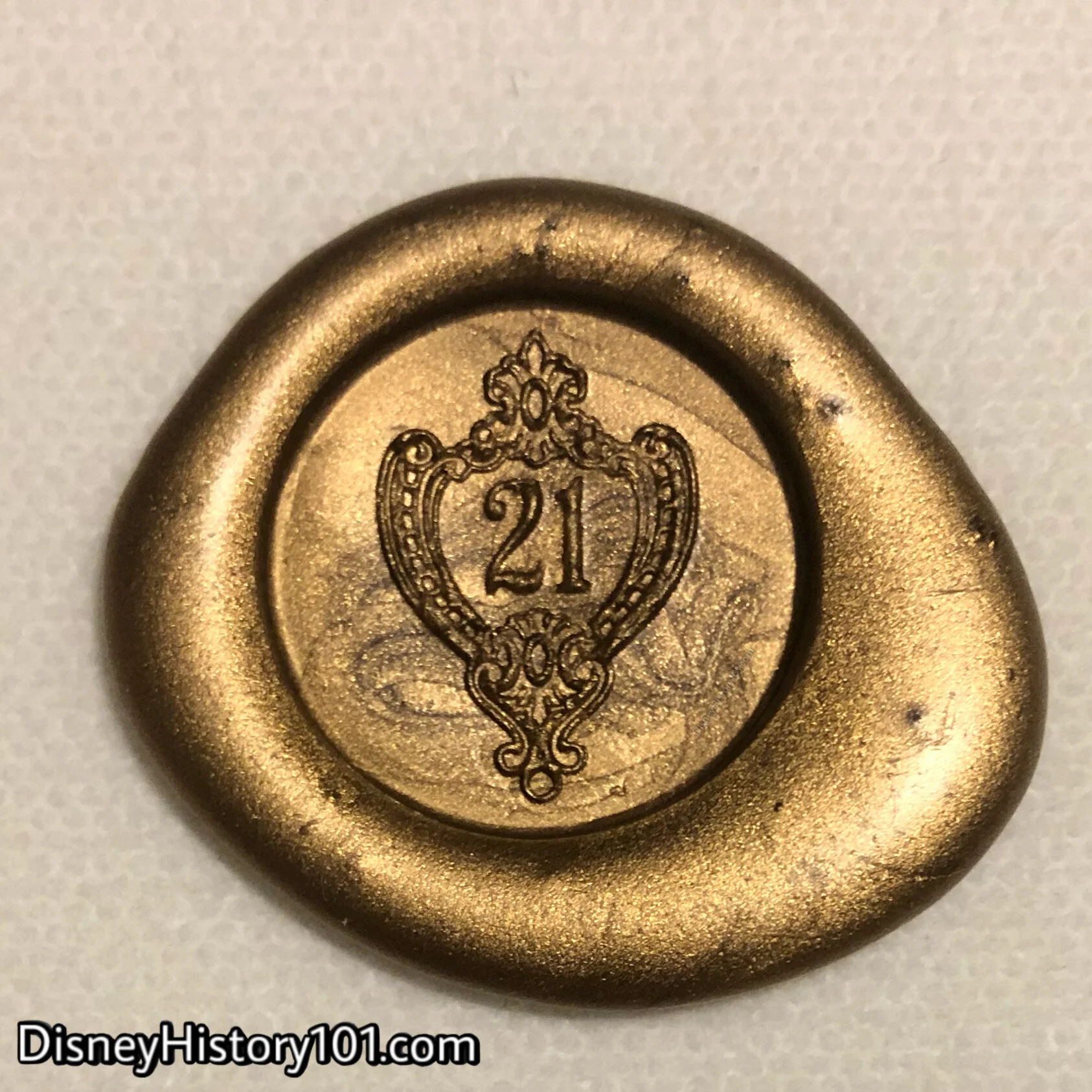 21 ROYAL — Disney History 101