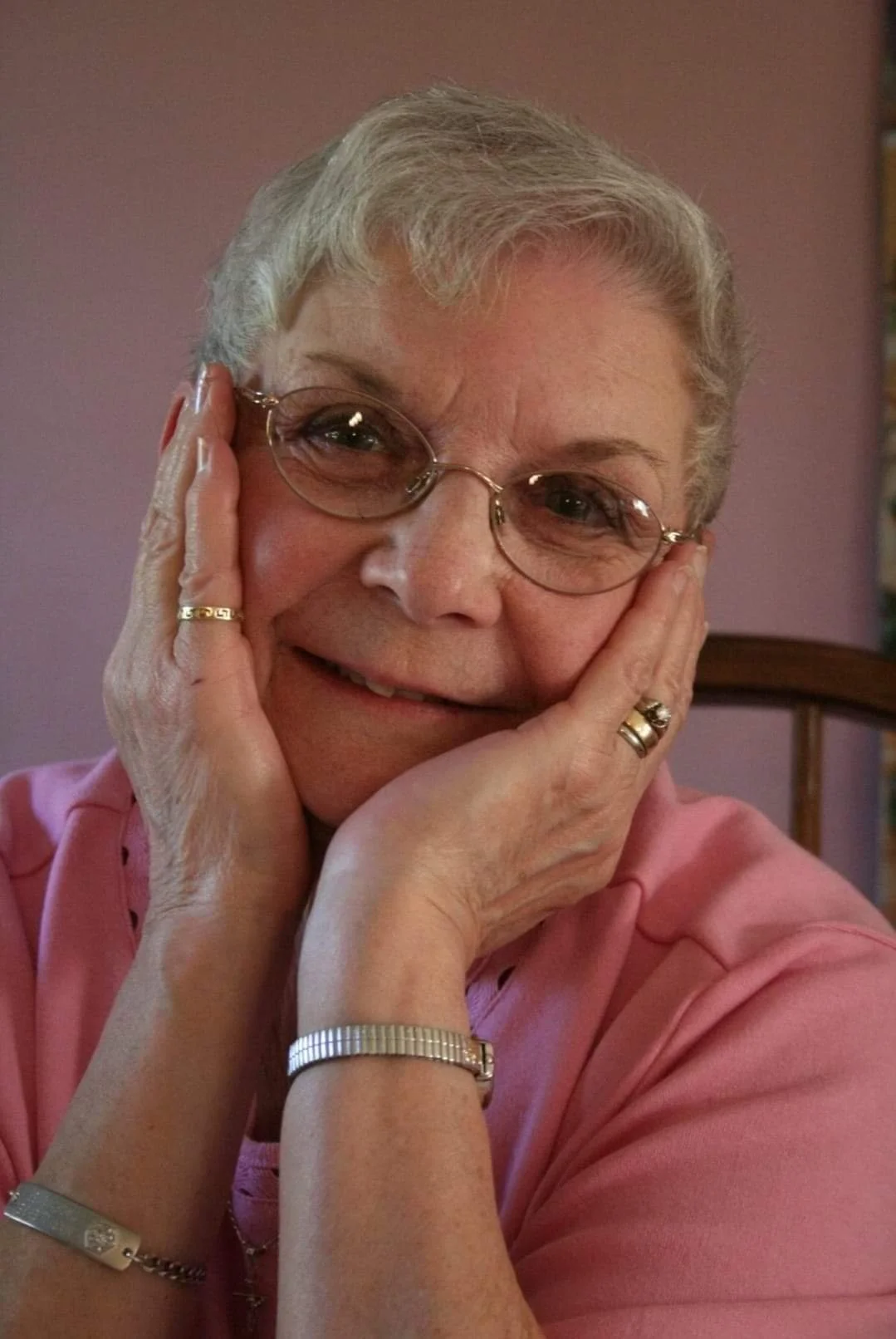 Mary M. Legge — Leon Pucedo Funeral Home