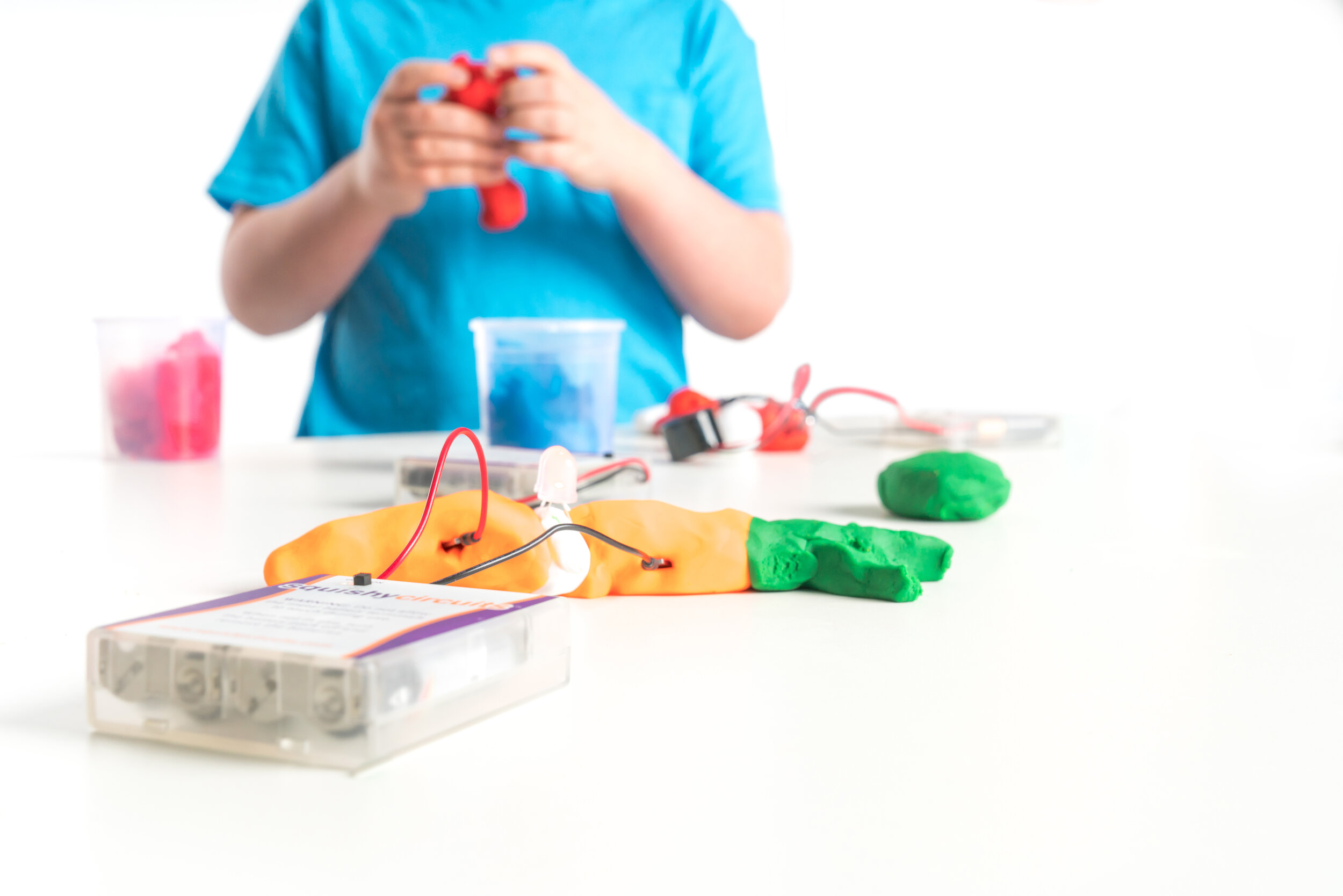 Squishy Circuits — The Playful Learning Lab