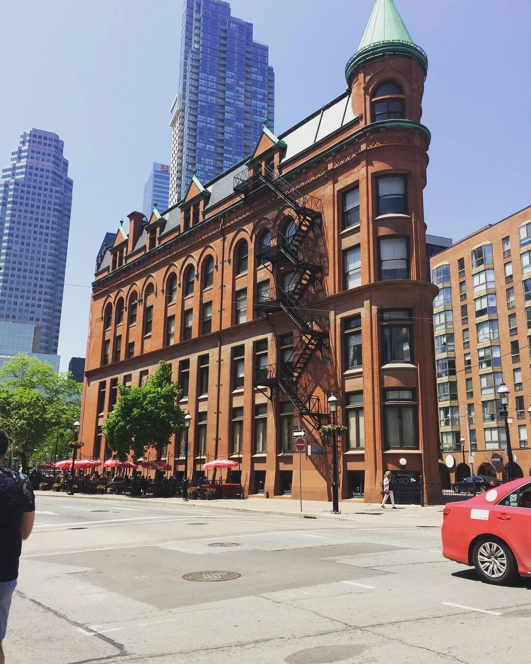 Exploring Toronto’s Architecture: A Guided Walking Tour to Toronto’s ...