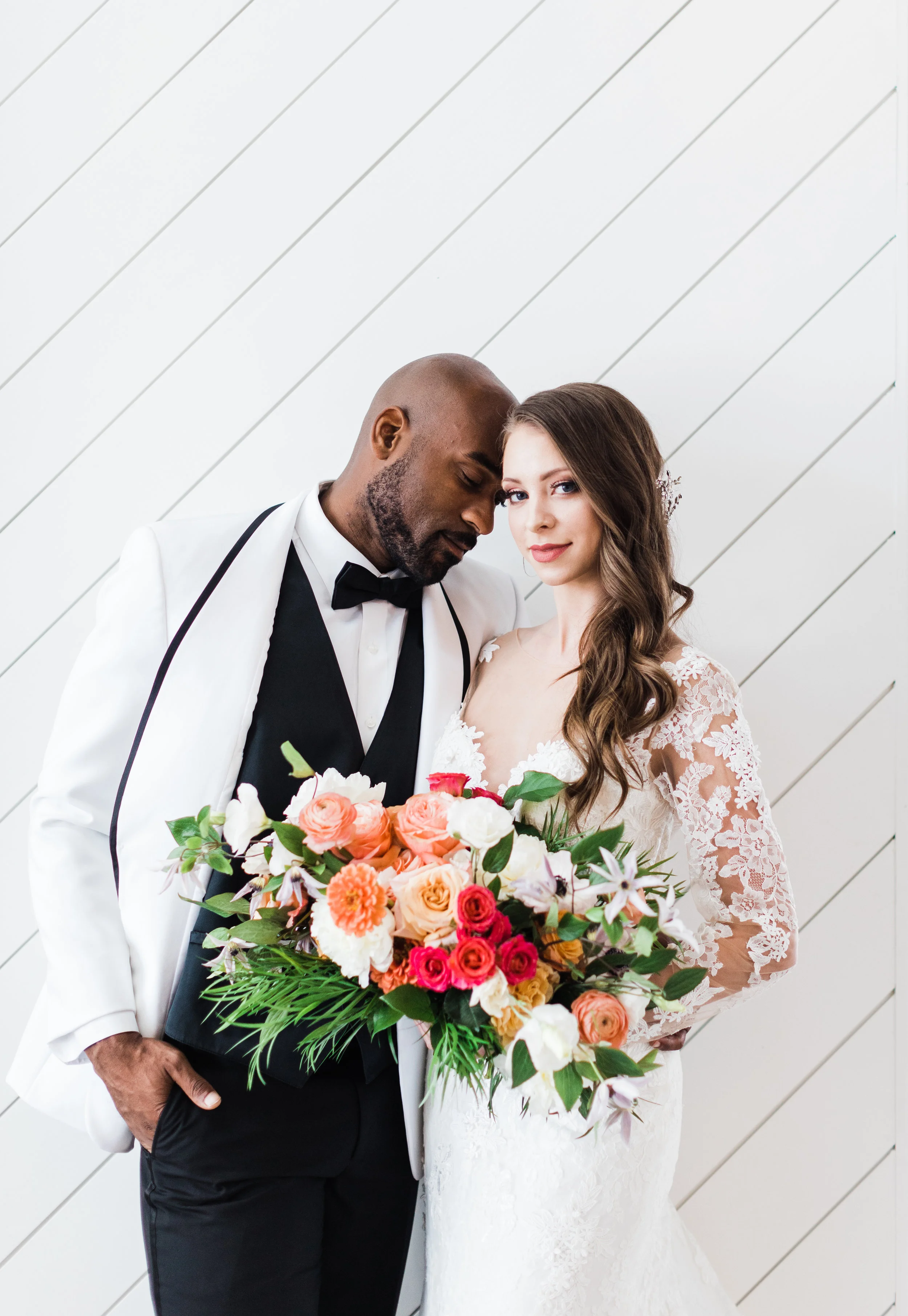 Rich Summer Colors at The Abbott — Good Earth Floral Design Studio