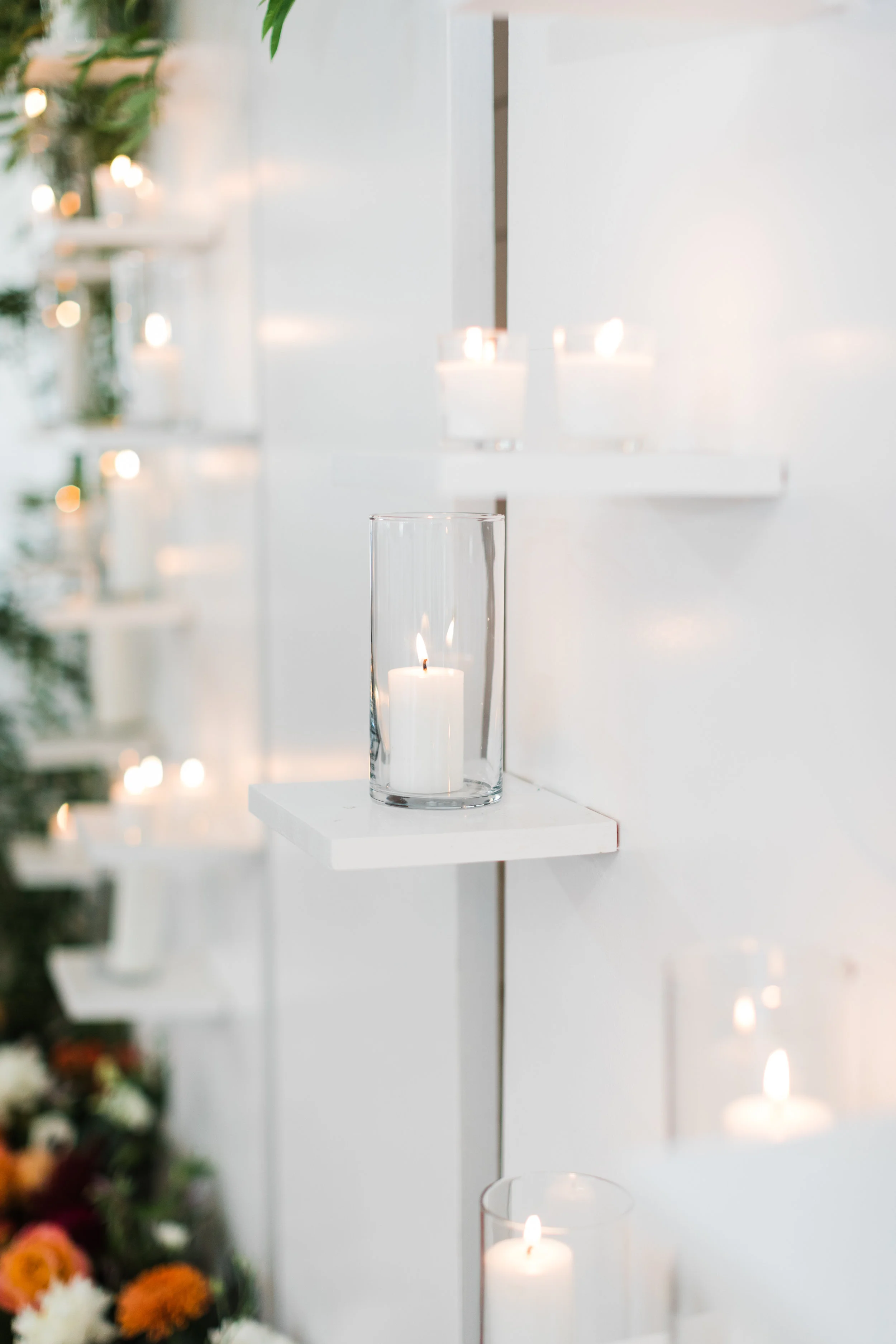 Rich Summer Colors at The Abbott — Good Earth Floral Design Studio