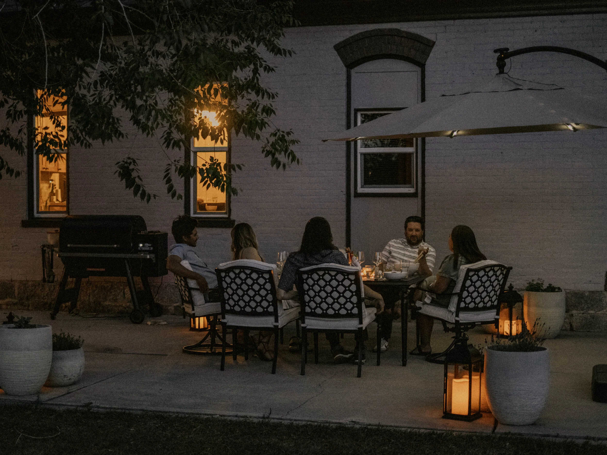 An Intimate Summer Dinner Party in our Patio Herb Garden with the Home ...