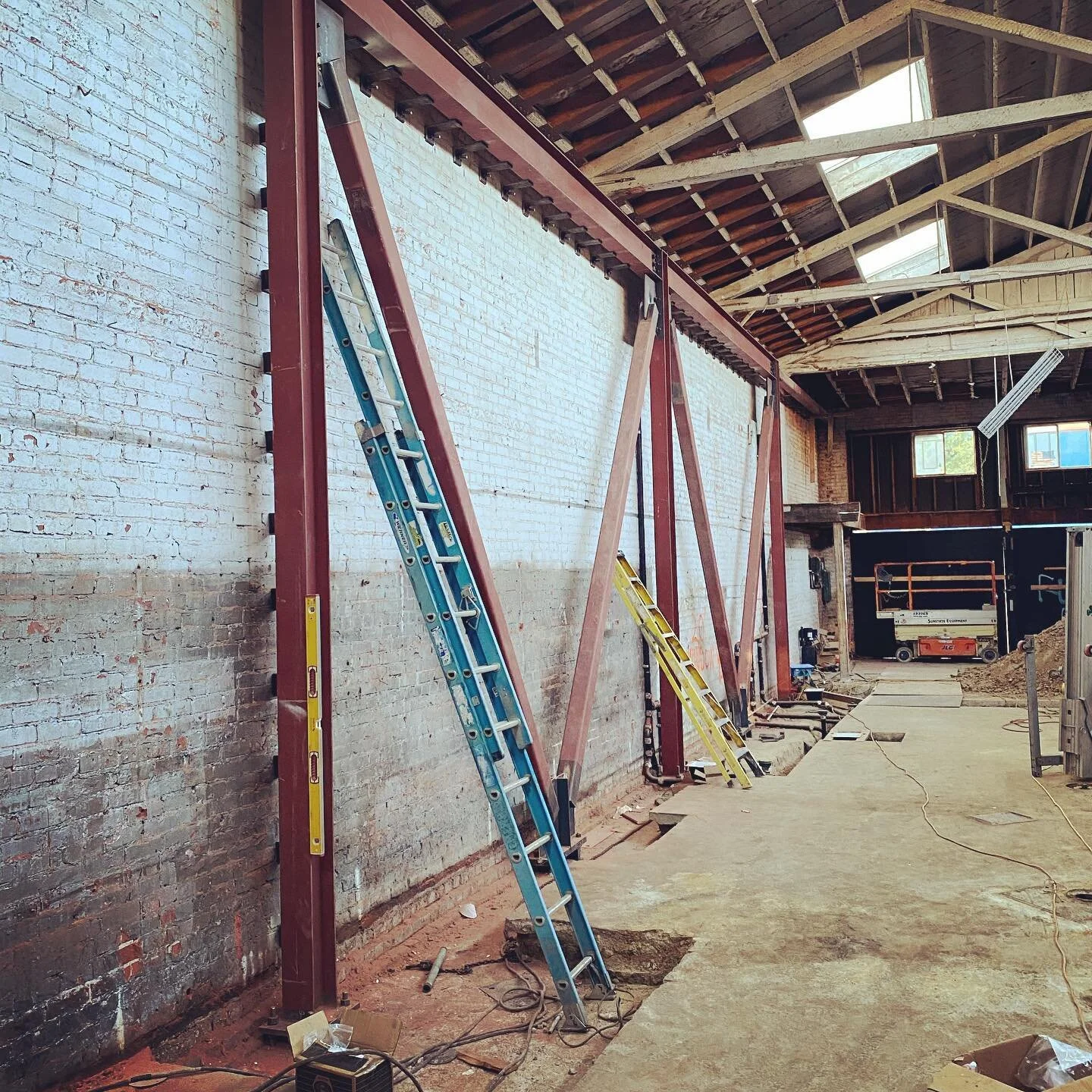 Two Pitchers Brewing Company