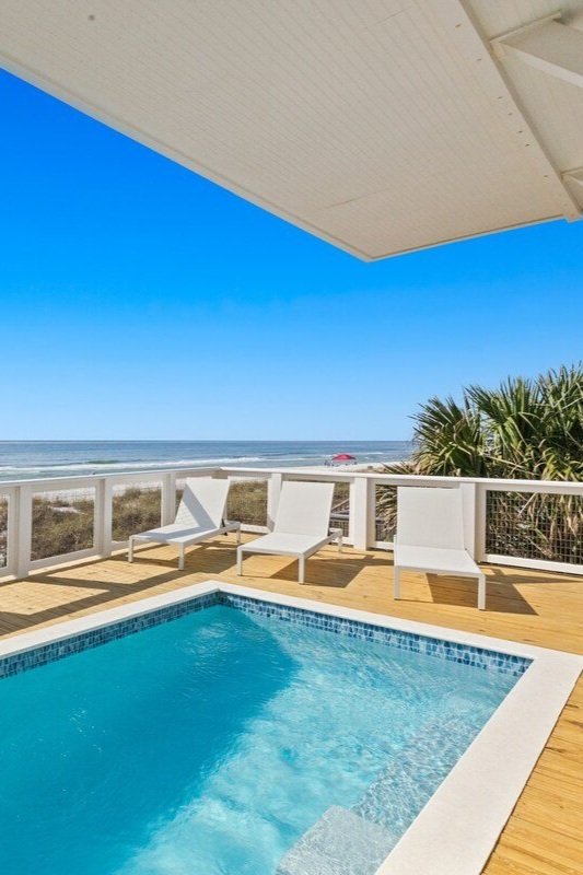 15+ Beach House Vacation Rentals With the Most Breathtaking Gulf Coast ...