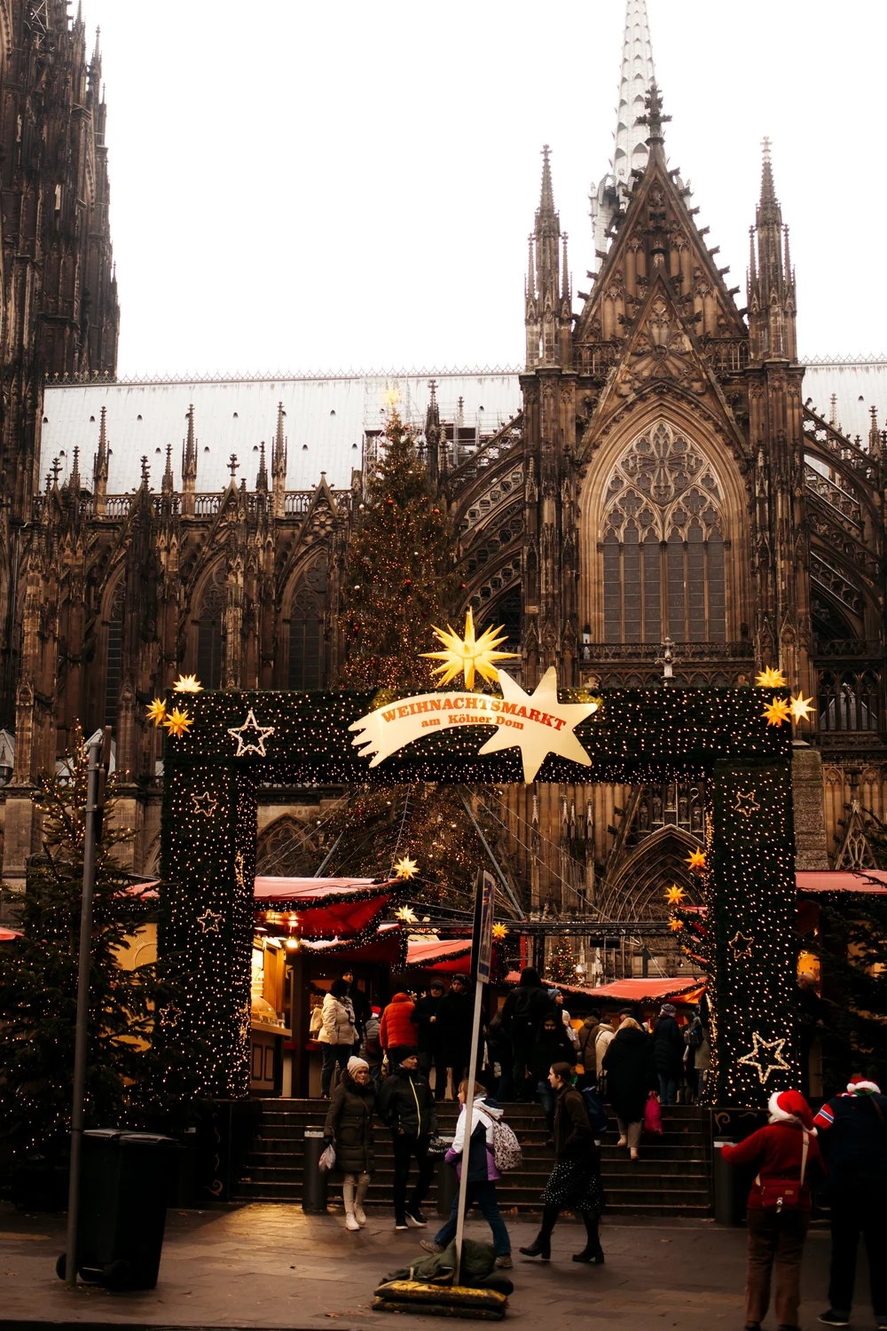 Germany: The Cologne (Köln) Christmas Market Guide — the weithouse