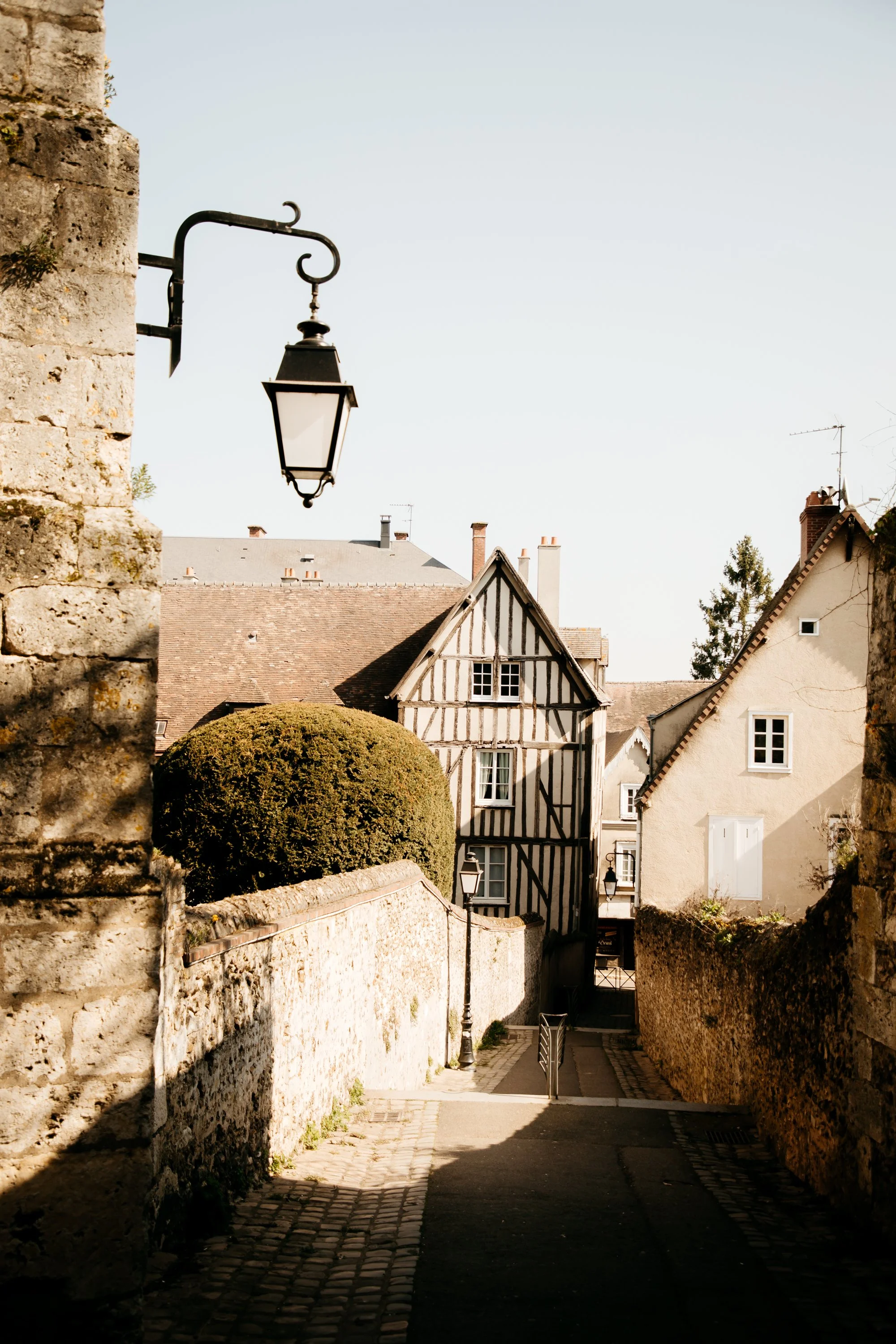 The Chartres, France (Day Trip) Travel Guide — the weithouse