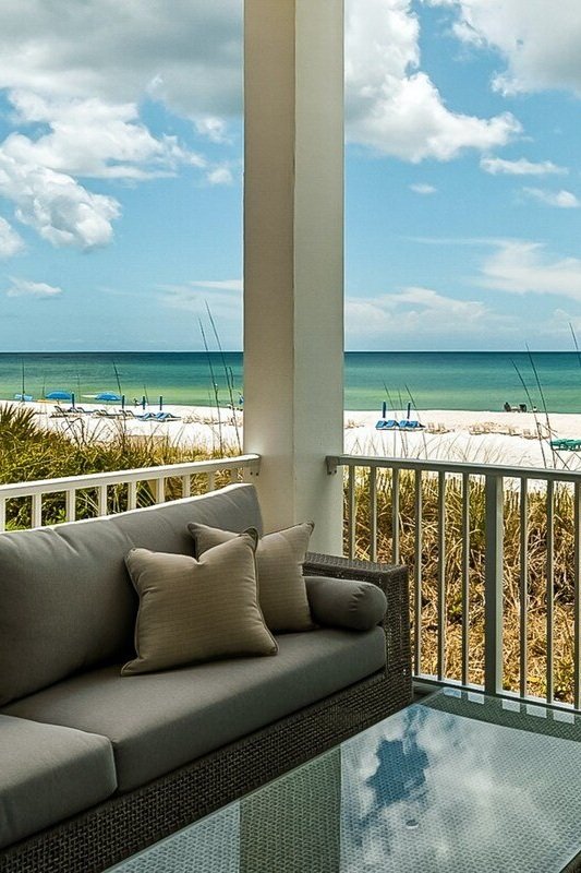 11 Beachfront Vacation Rentals with Stunning Gulf Coast Views (2023 ...