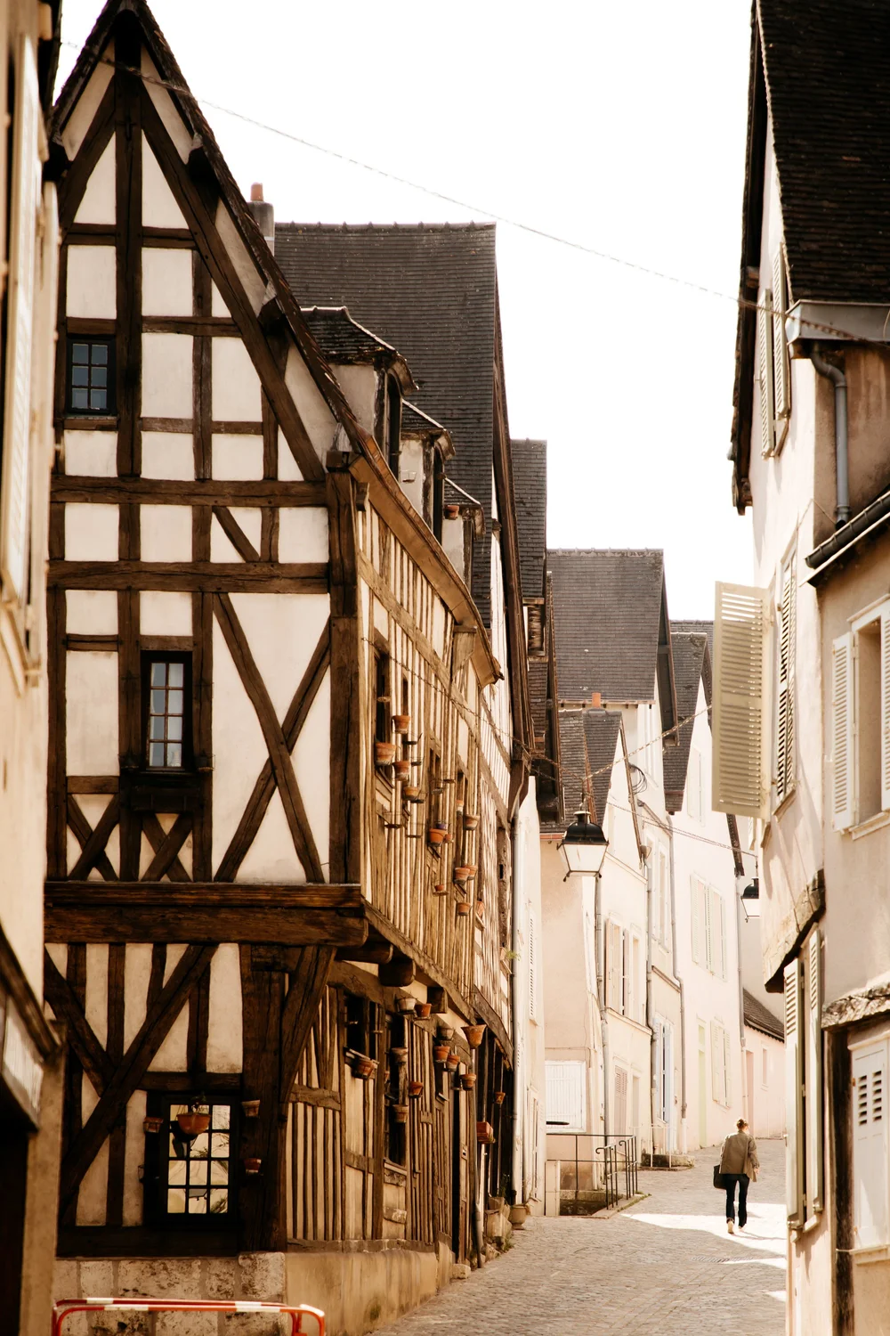 The Chartres, France (Day Trip) Travel Guide — the weithouse
