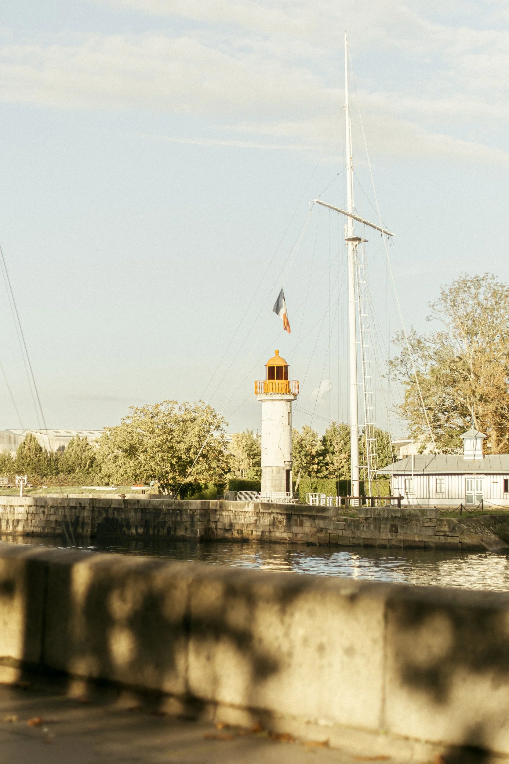 The Normandy Travel Guide: Honfleur, Etretat, Deauville and Trouville ...
