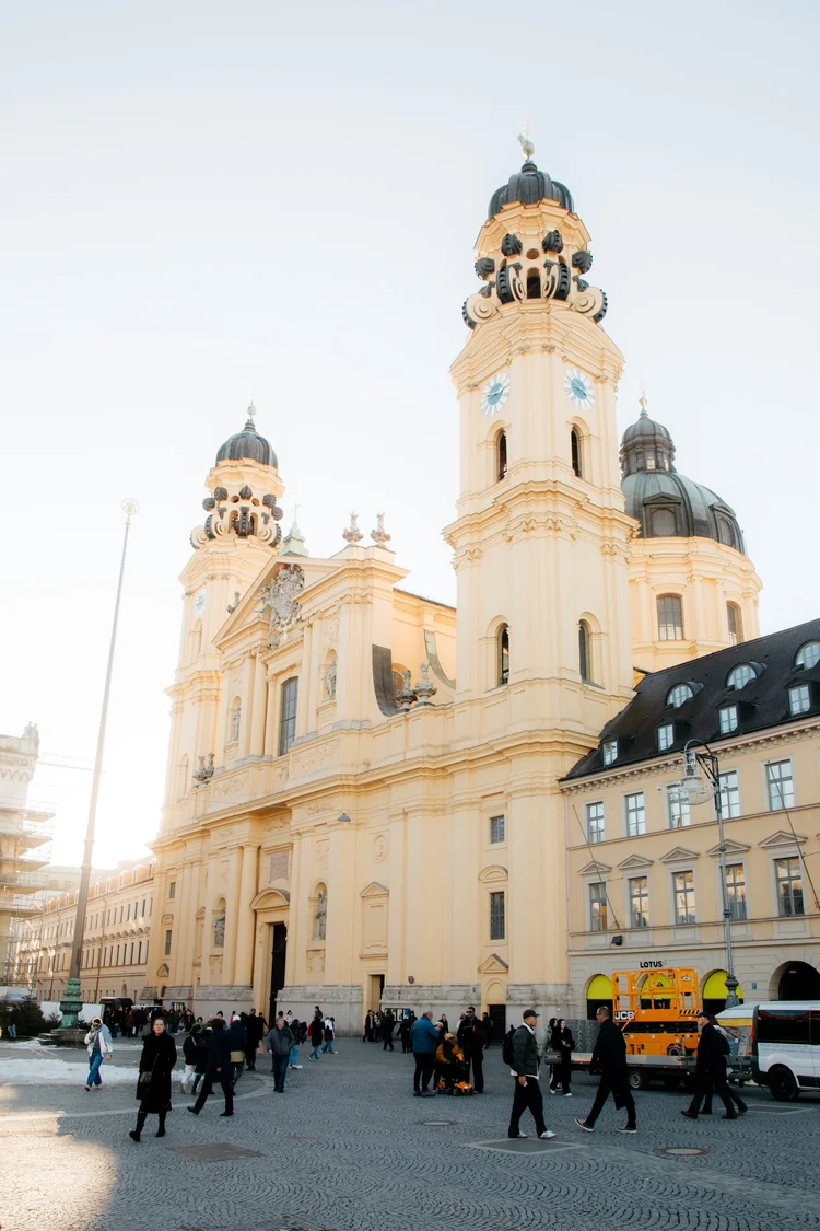 Germany: The Munich Christmas Market Guide — the weithouse