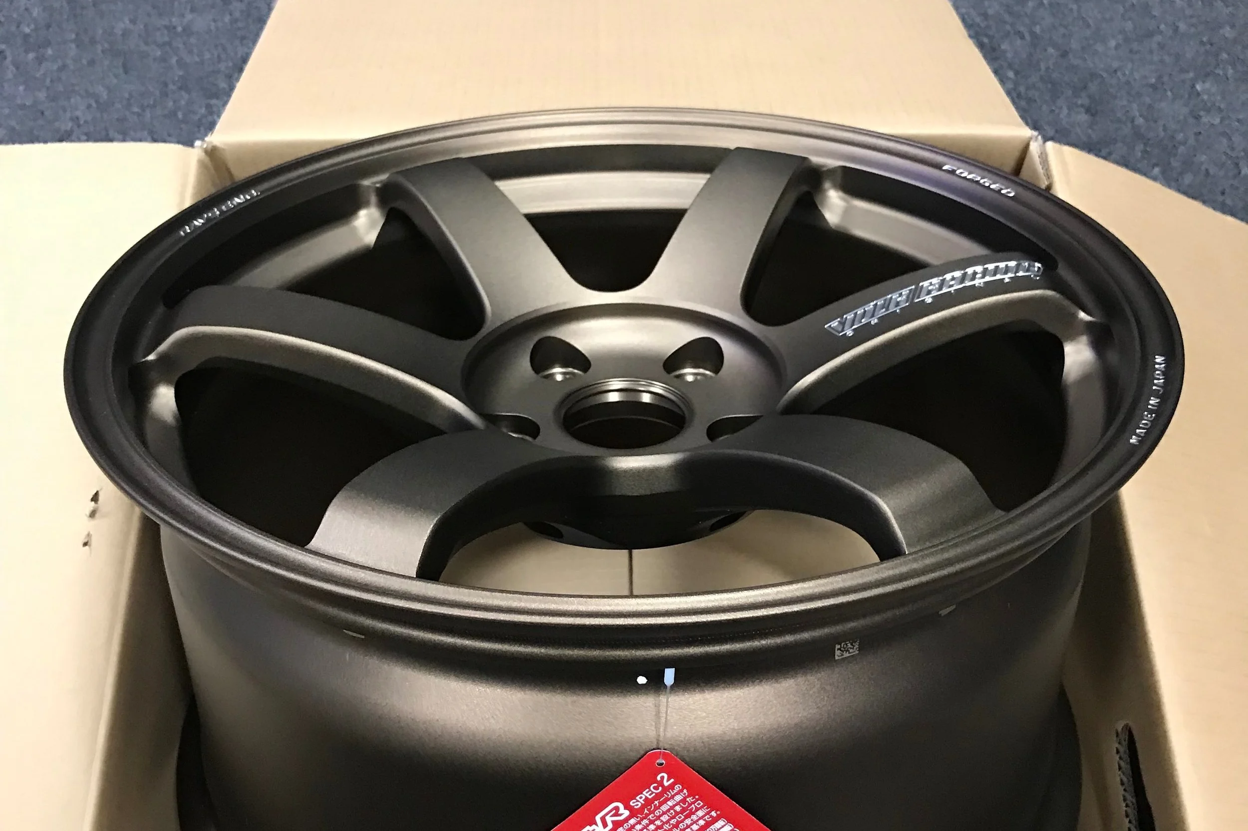 Rays VOLK TE37 Saga - Face-4 Concave (18x9.5 +33 5x120) - Freshly ...