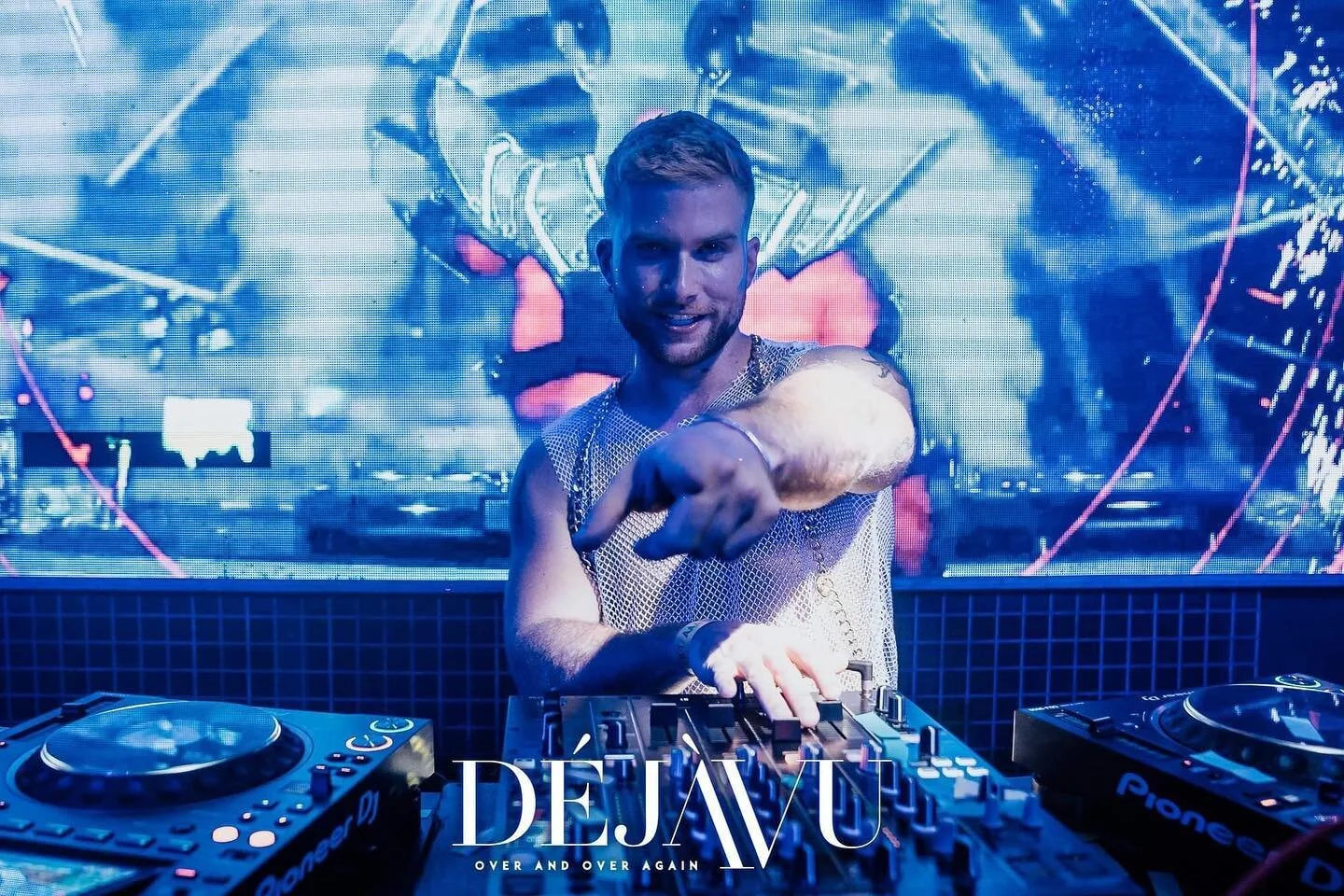 Upstairs | Universal | Sydney | UNIVERSAL