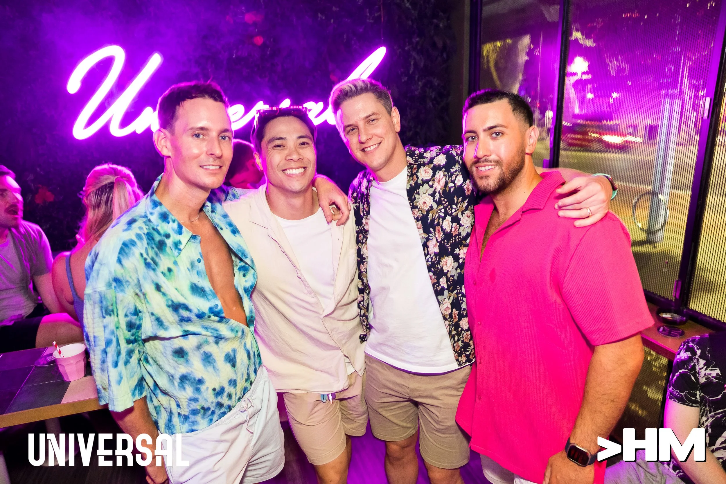 Night Snaps | UNIVERSAL