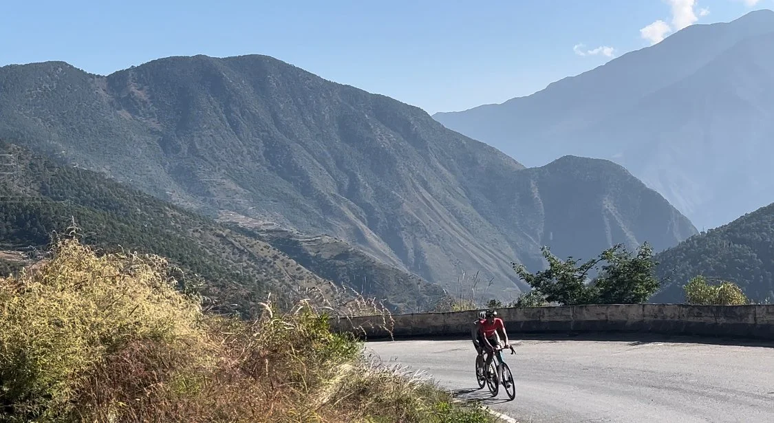 Li Pengcheng and Li Si win the 10th anniversary edition — Granfondo Yunnan