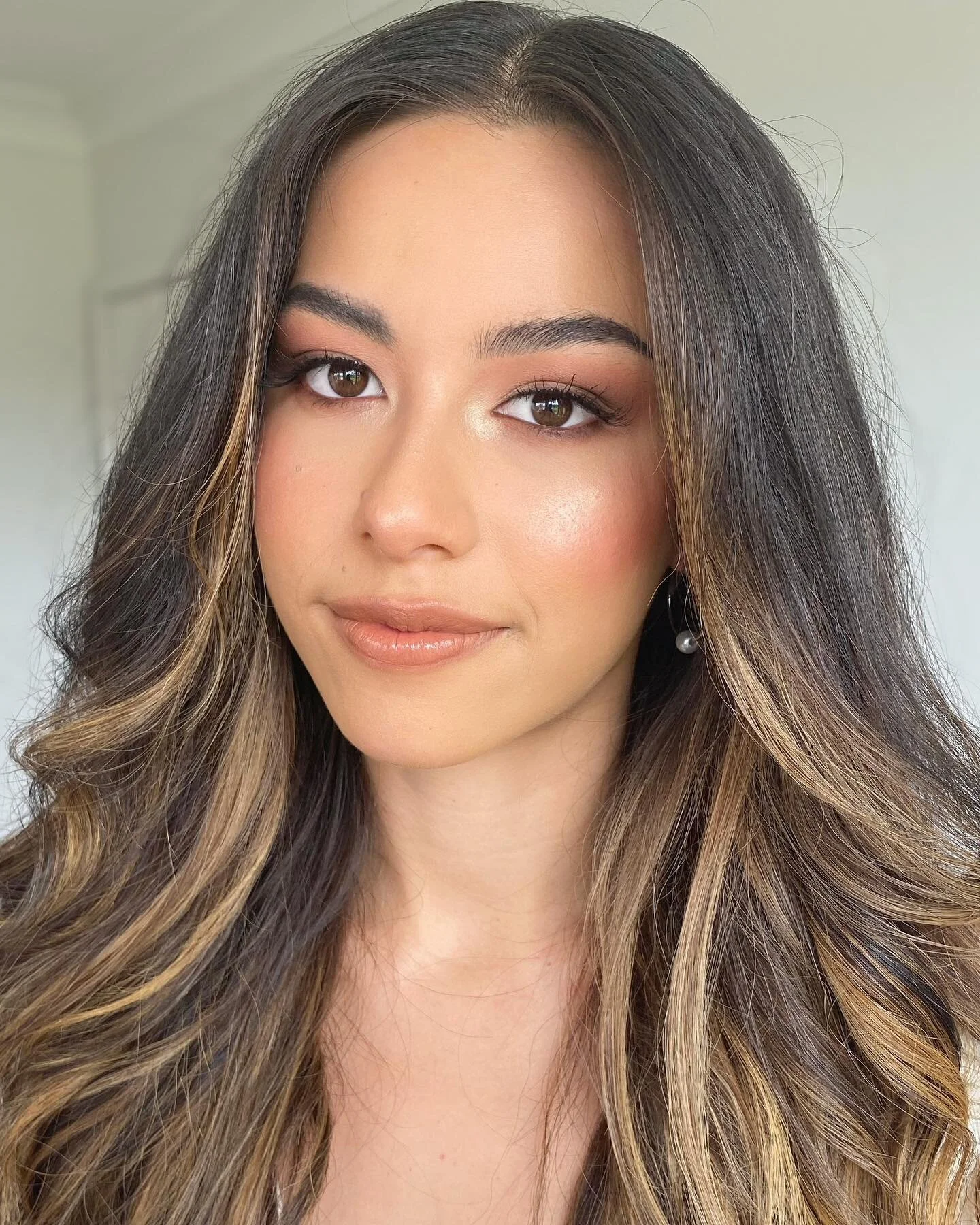 Kellsie Bain Makeup - Destination Makeup Artist