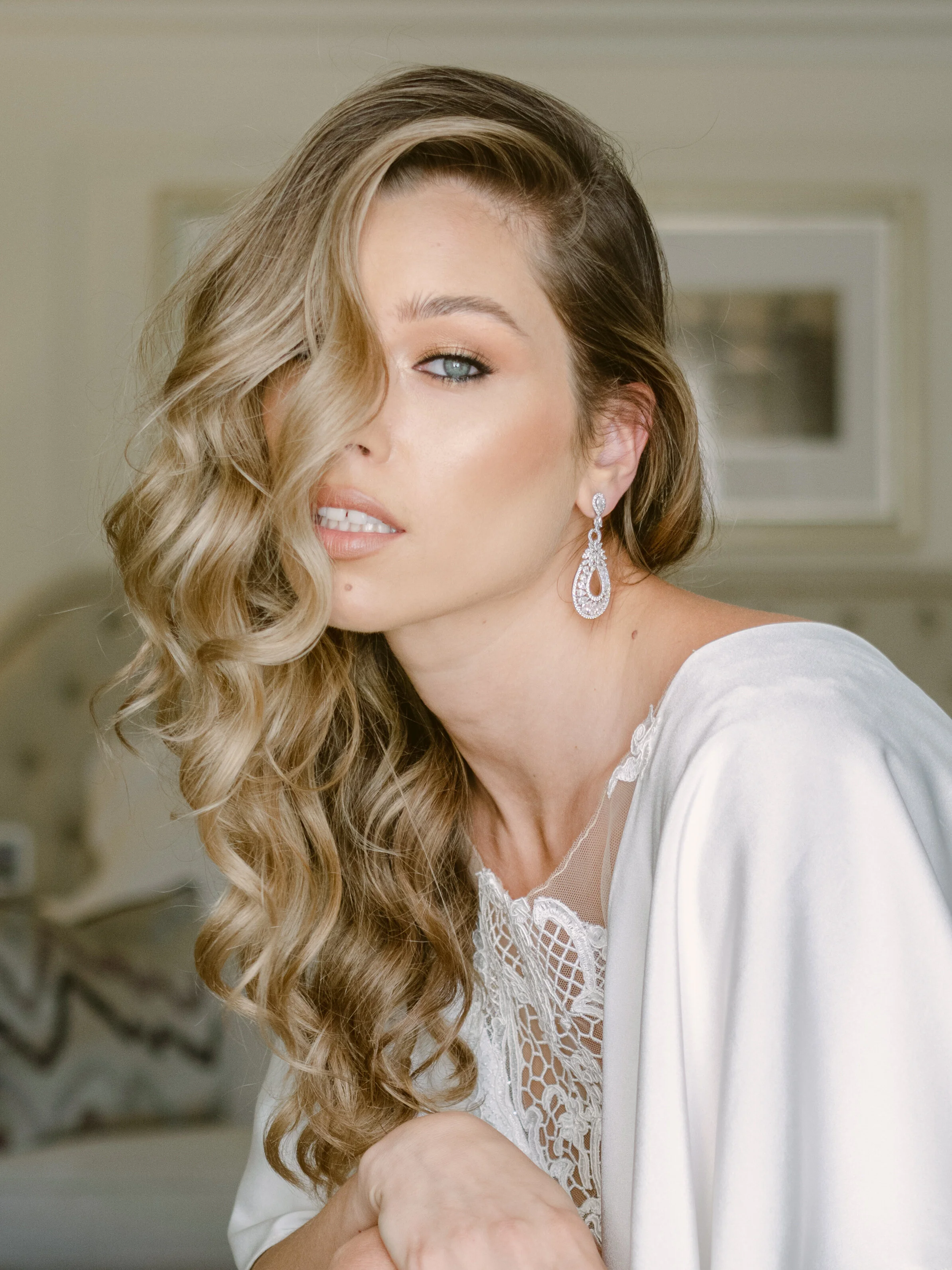 Kellsie Bain Makeup - Destination Makeup Artist