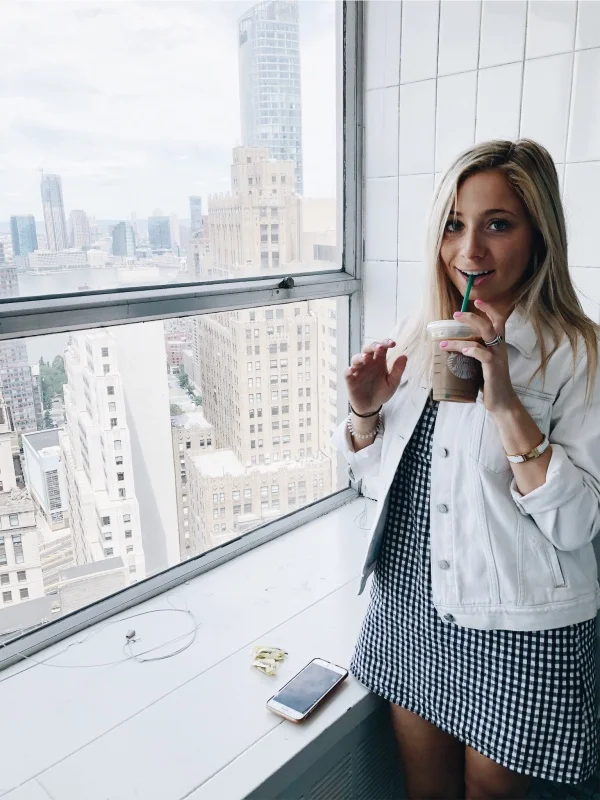 PEOPLE — ELIZABETH ROBINSON