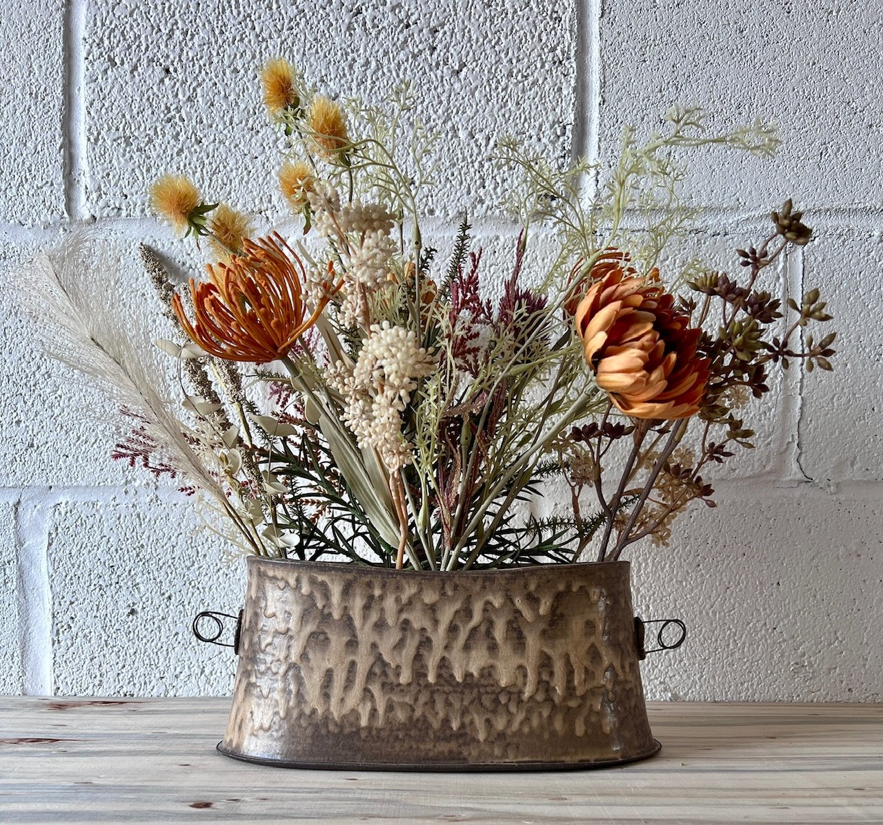 Hand / Thrown Studio