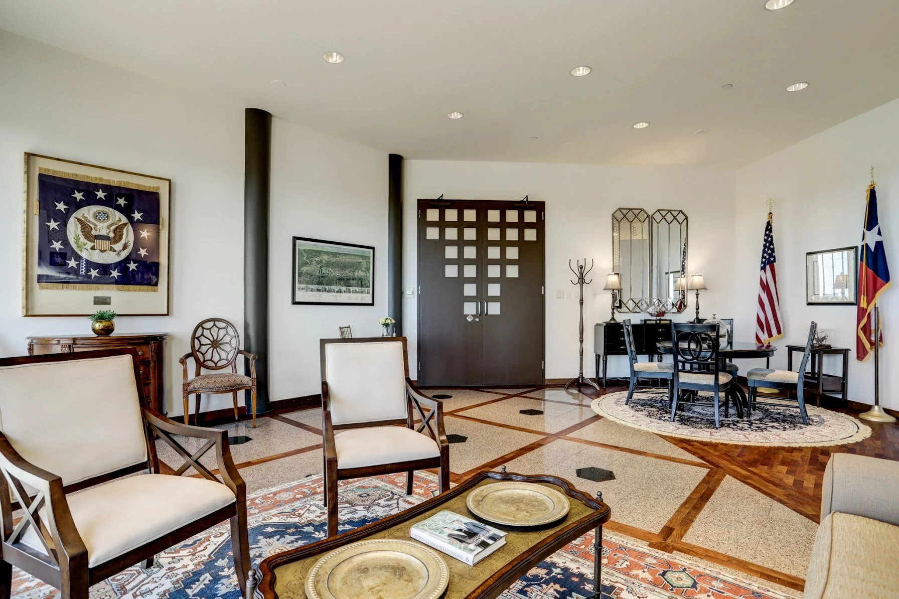 Julie Goudie Interiors | Houston Home Decorator