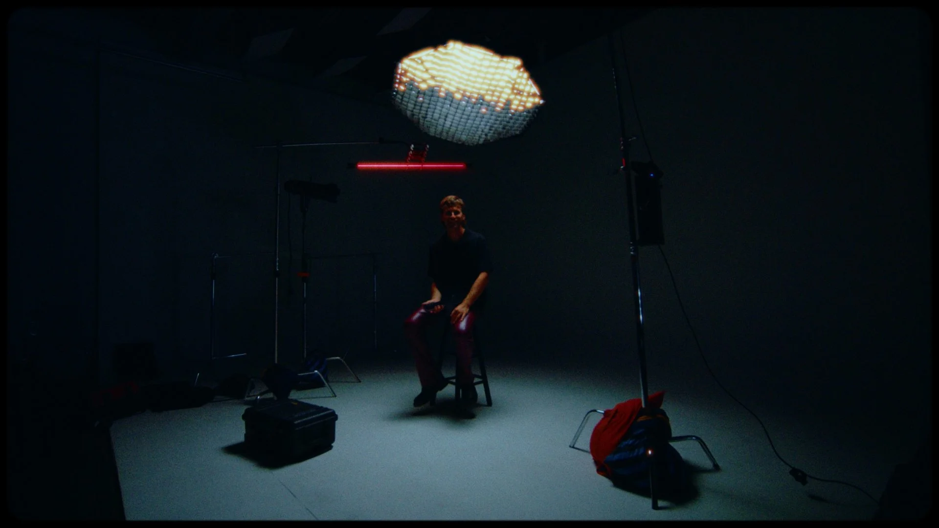 Tim Buds - Zoo — Travis Karr