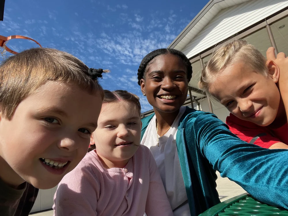 Volunteer Opportunities — Lighthouse Ministries