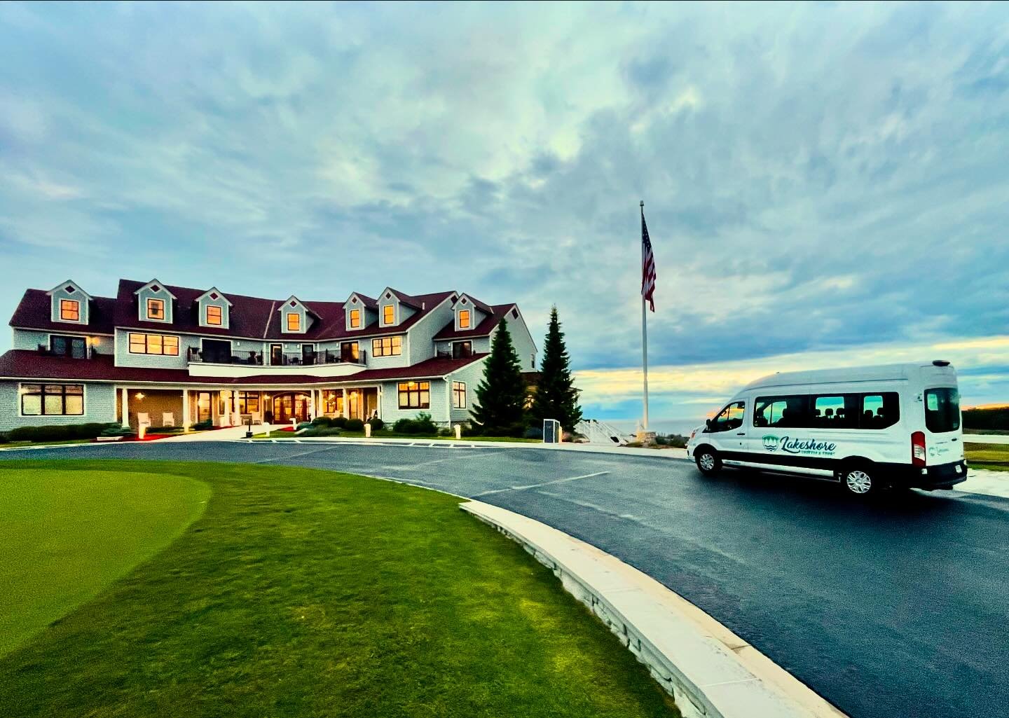 Lakeshore Shuttle & Tours Join-in Beer & Spirits Tours