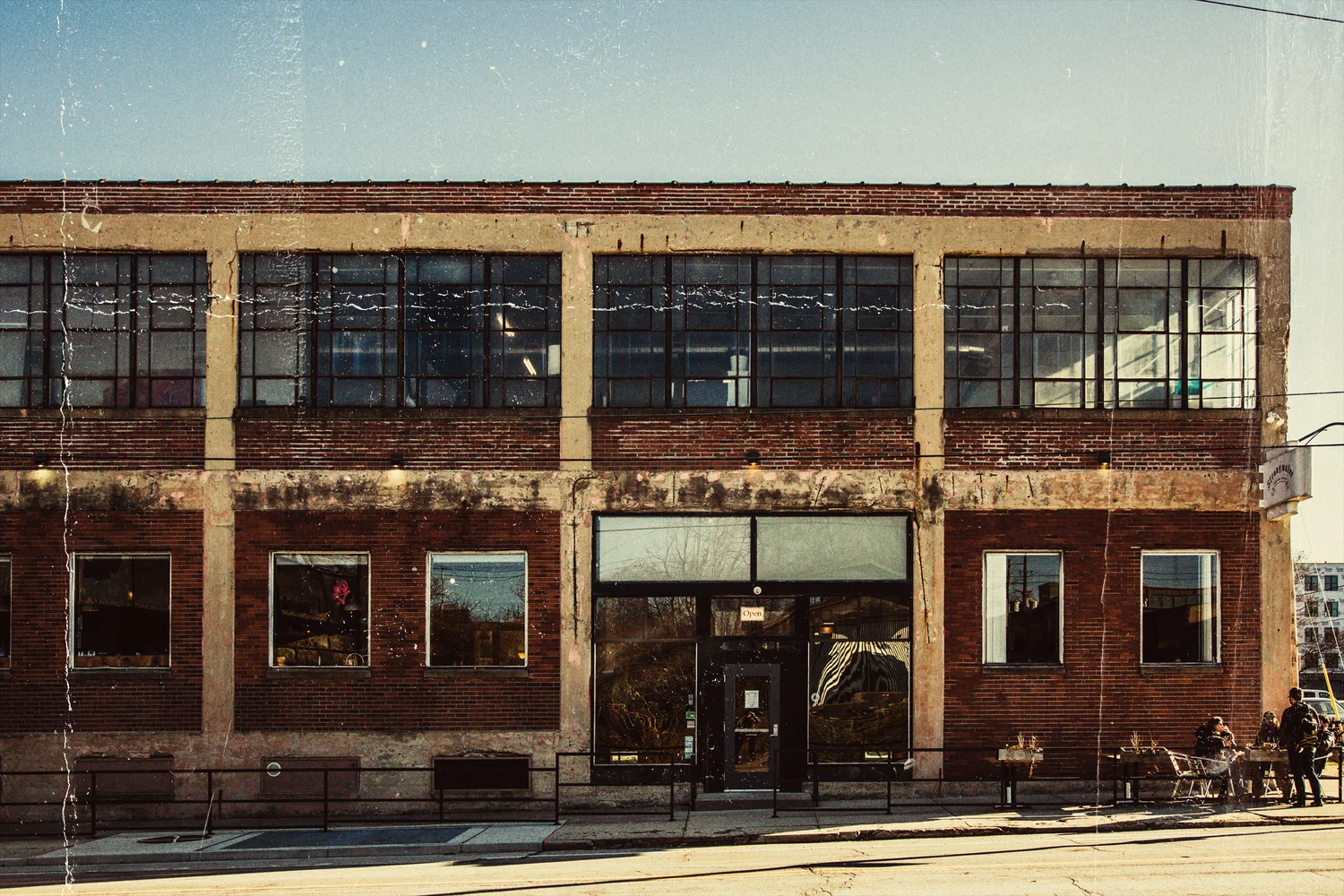Our Location — 400 West Rich