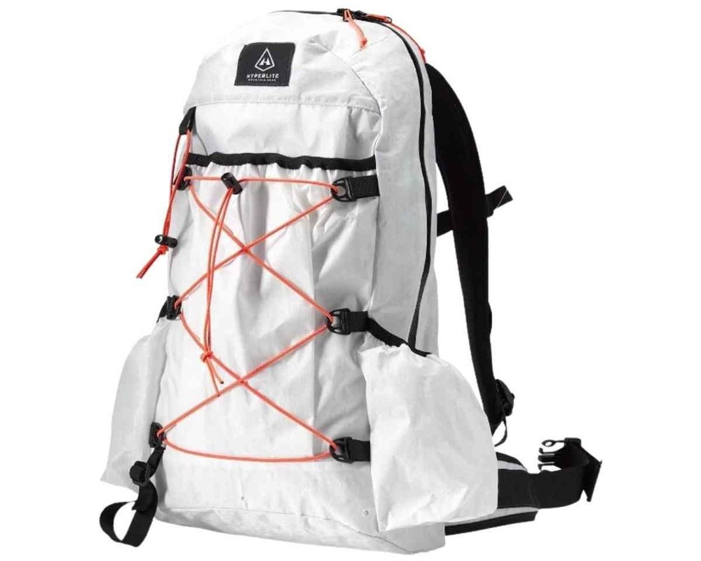 8 Best Day Hiking Backpacks (Tested & Reviewed)