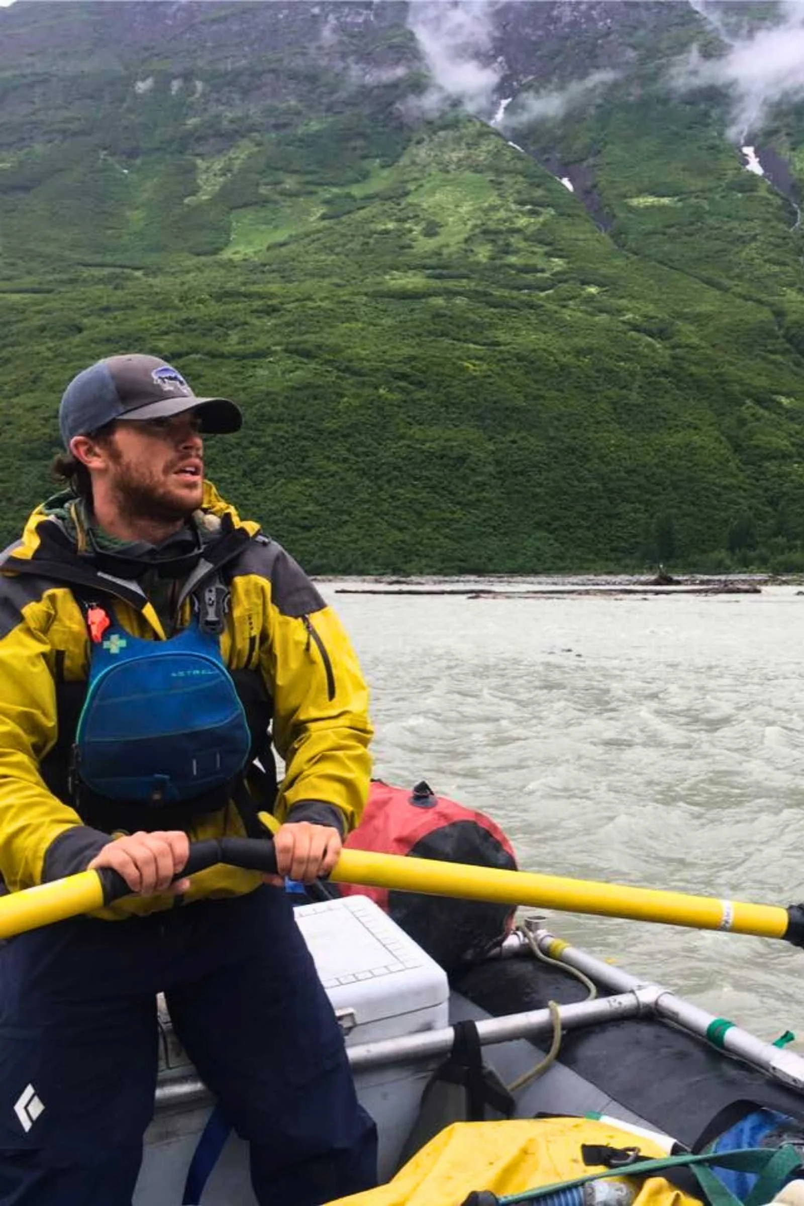 5 Best Life Jackets and PFDs of 2025 (Field-Tested)