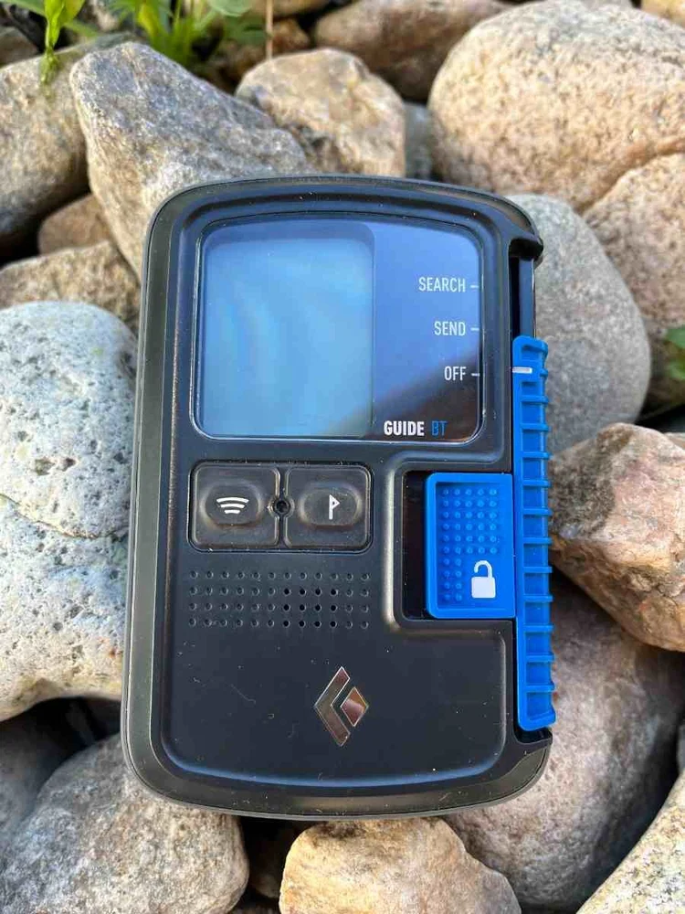 5 Best Avalanche Beacons of 2024 (Tested and Reviewed)