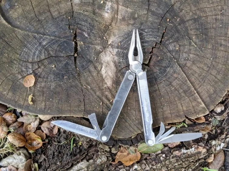 Outdoor Items for an Emergency Preparedness Kit