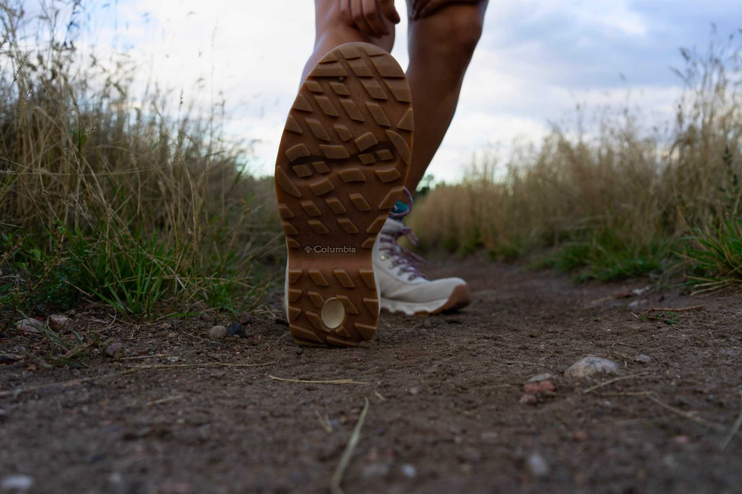 Columbia Newton Wander Hiking Boots Review (Tested)