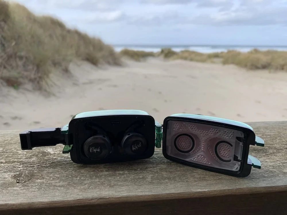 Best Bluetooth Headphones and Earbuds for Outdoor Activities of 2023 ...