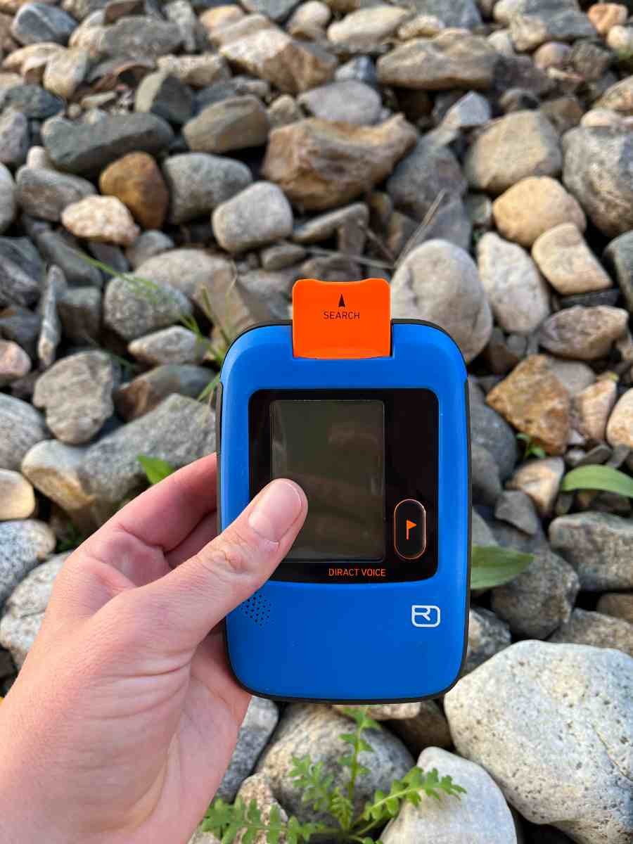 5 Best Avalanche Beacons of 2024 (Tested and Reviewed)