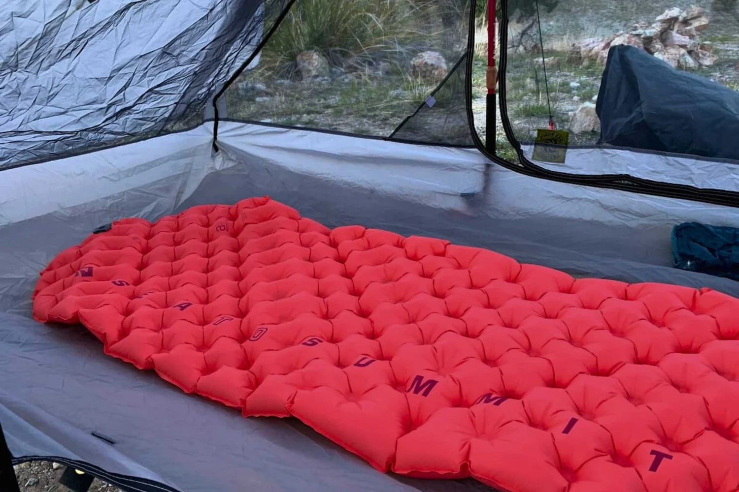 Sea to Summit Ultralight Insulated Air Sleeping Pad Review (Tested)