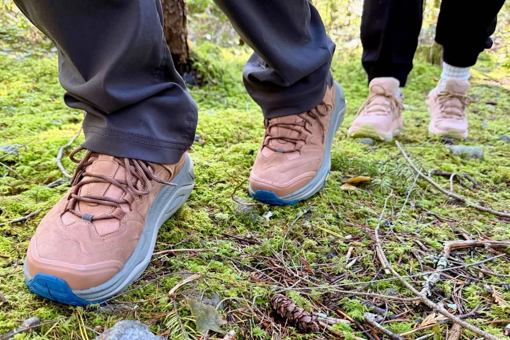 HOKA Kaha 3 Low GTX Hiking Shoes Review (Tested)