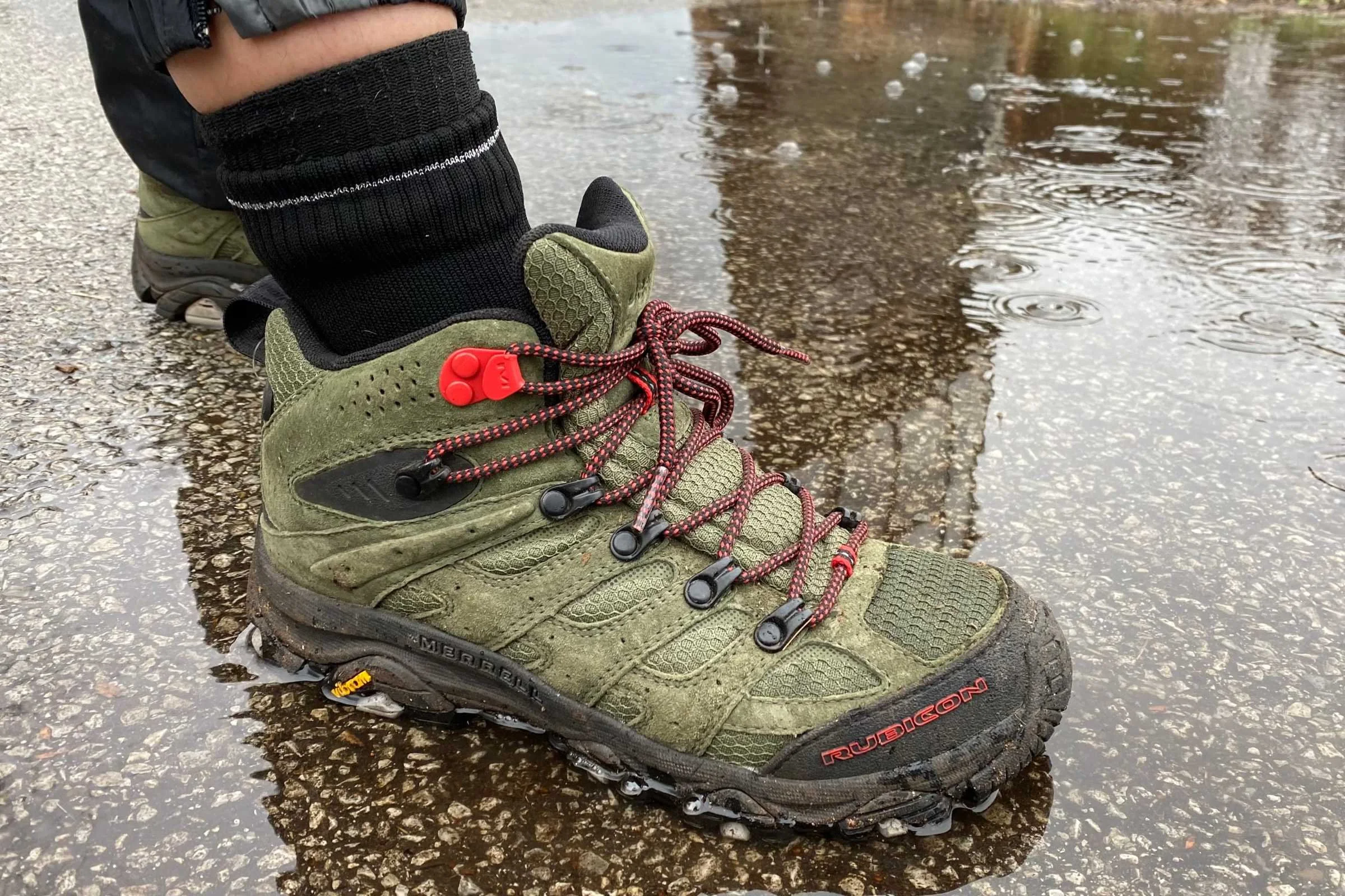 4 Best Waterproof Socks of 2025/26 (Tested & Reviewed)