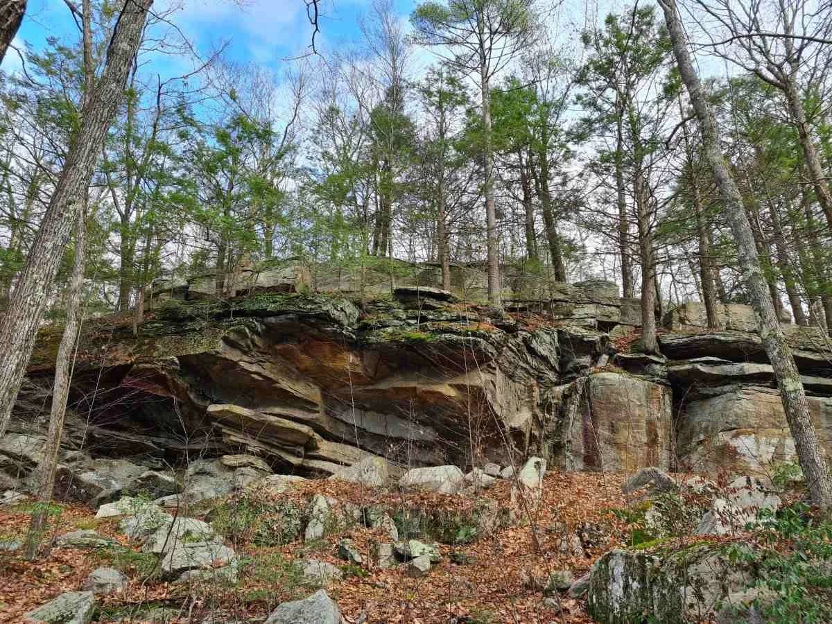 Hiking and Thru-hiking Guide to the New England Trail (NET)