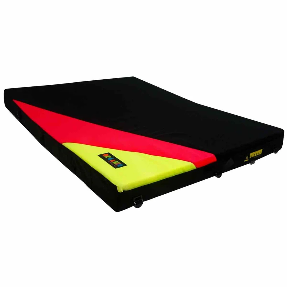 Best Bouldering Crash Pads of 2026 (Tested & Reviewed)