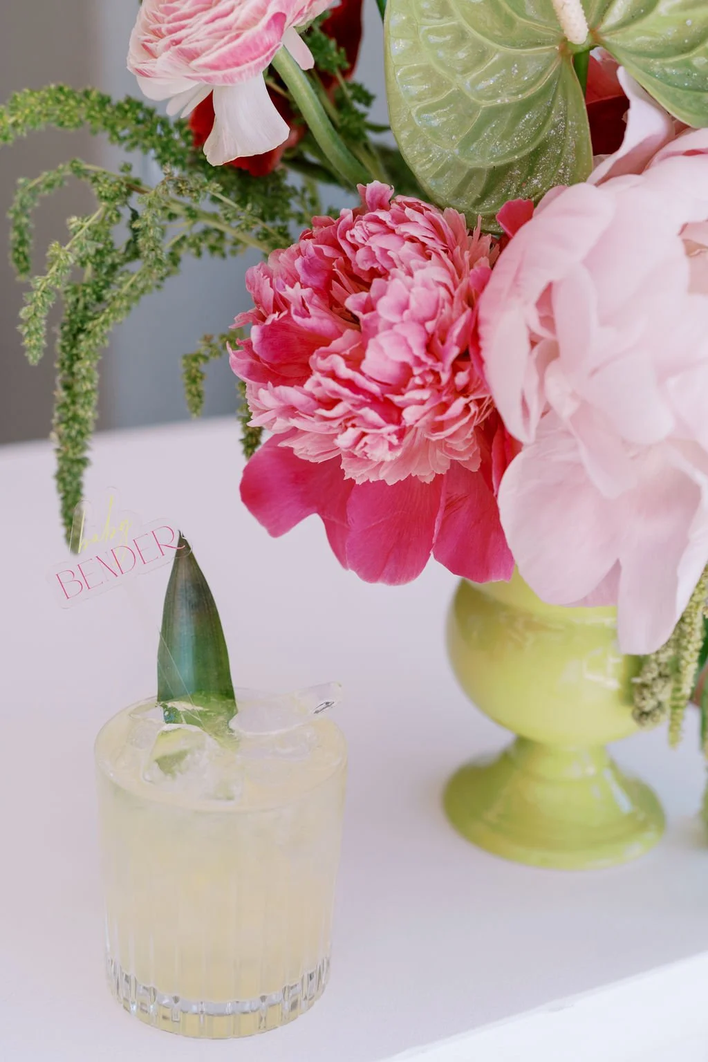 Floral Cocktails: The Must-Have Bar Trend for 2025 — Mobile Mixologist