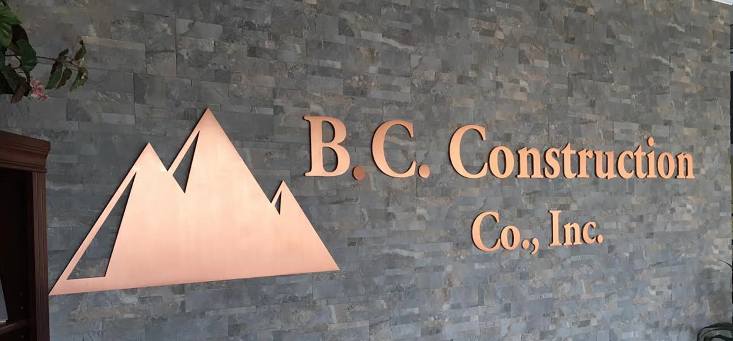 Ready 2 Run Graphics & Signs