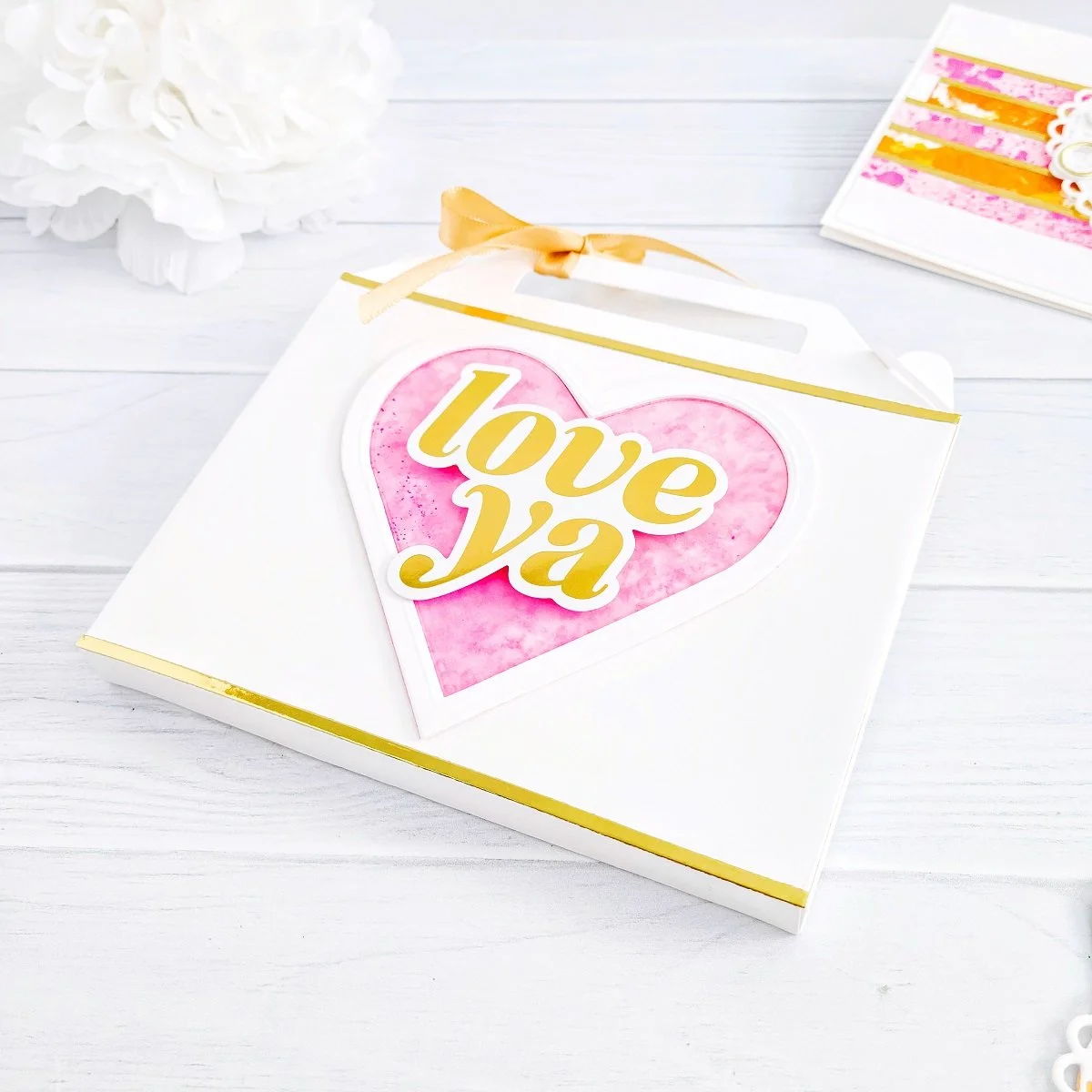 Valentine's Day┃Inspiration Card & Gift Box — CARDSANDCRAFTSBYYAZ