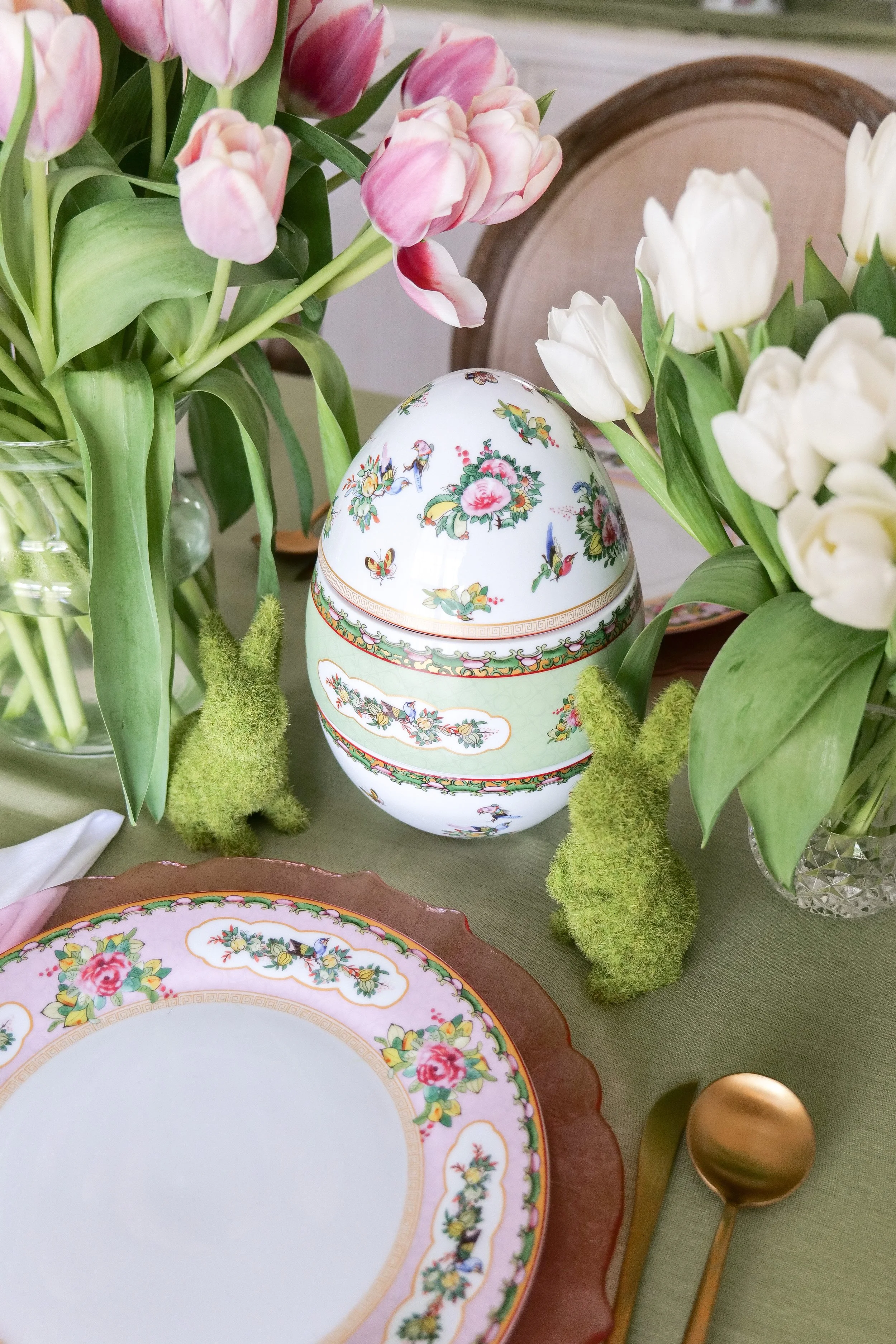 Bringing the Joy of Easter to Your Table: Creative Ideas for Easter Spring Table Decor — Amanda ...