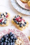 An Irresistible Treat: The Delicious Berry Custard Puff Pastry Tart ...