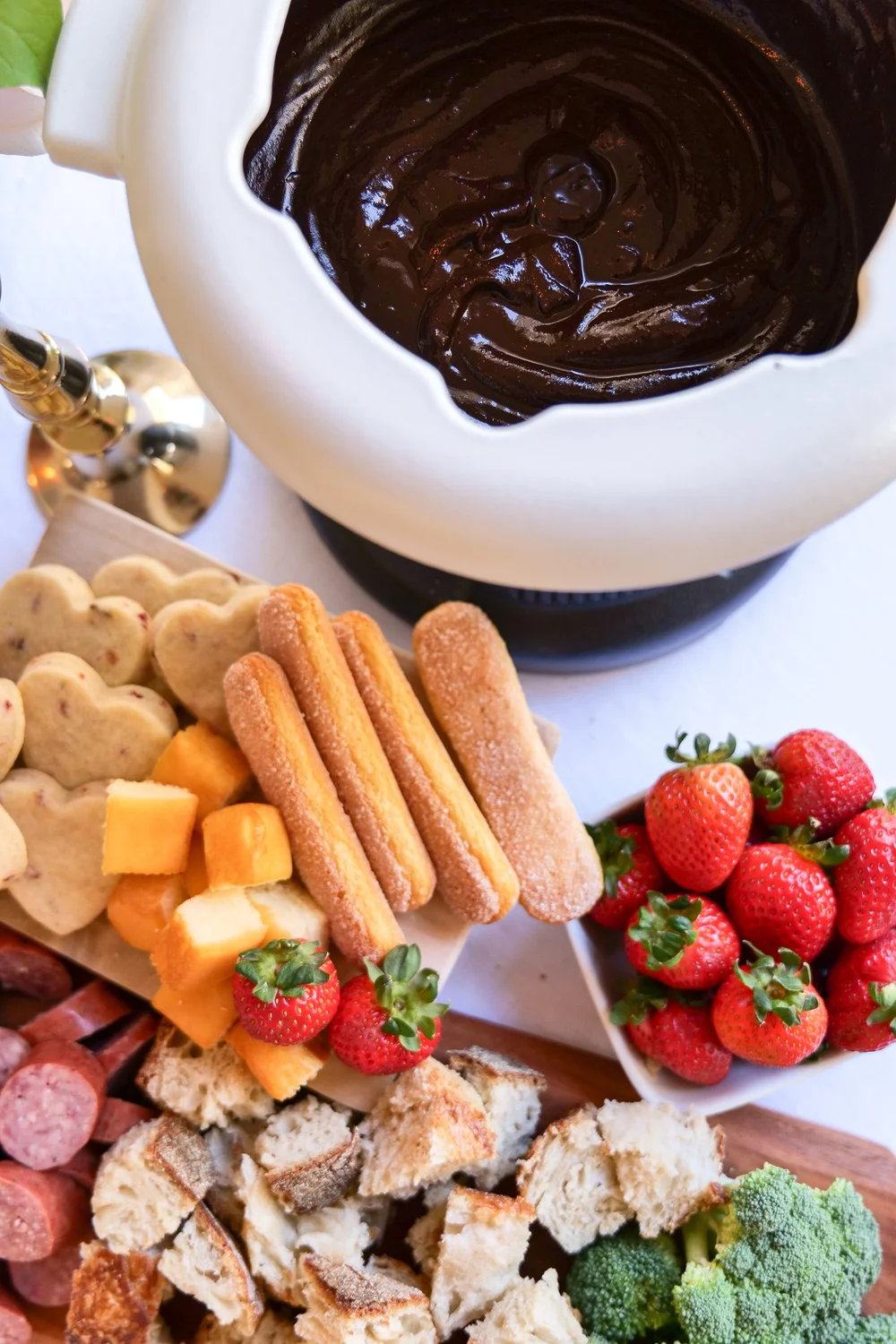 The Ultimate Savory & Sweet Fondue Recipe and Cozy Set Up for Two ...