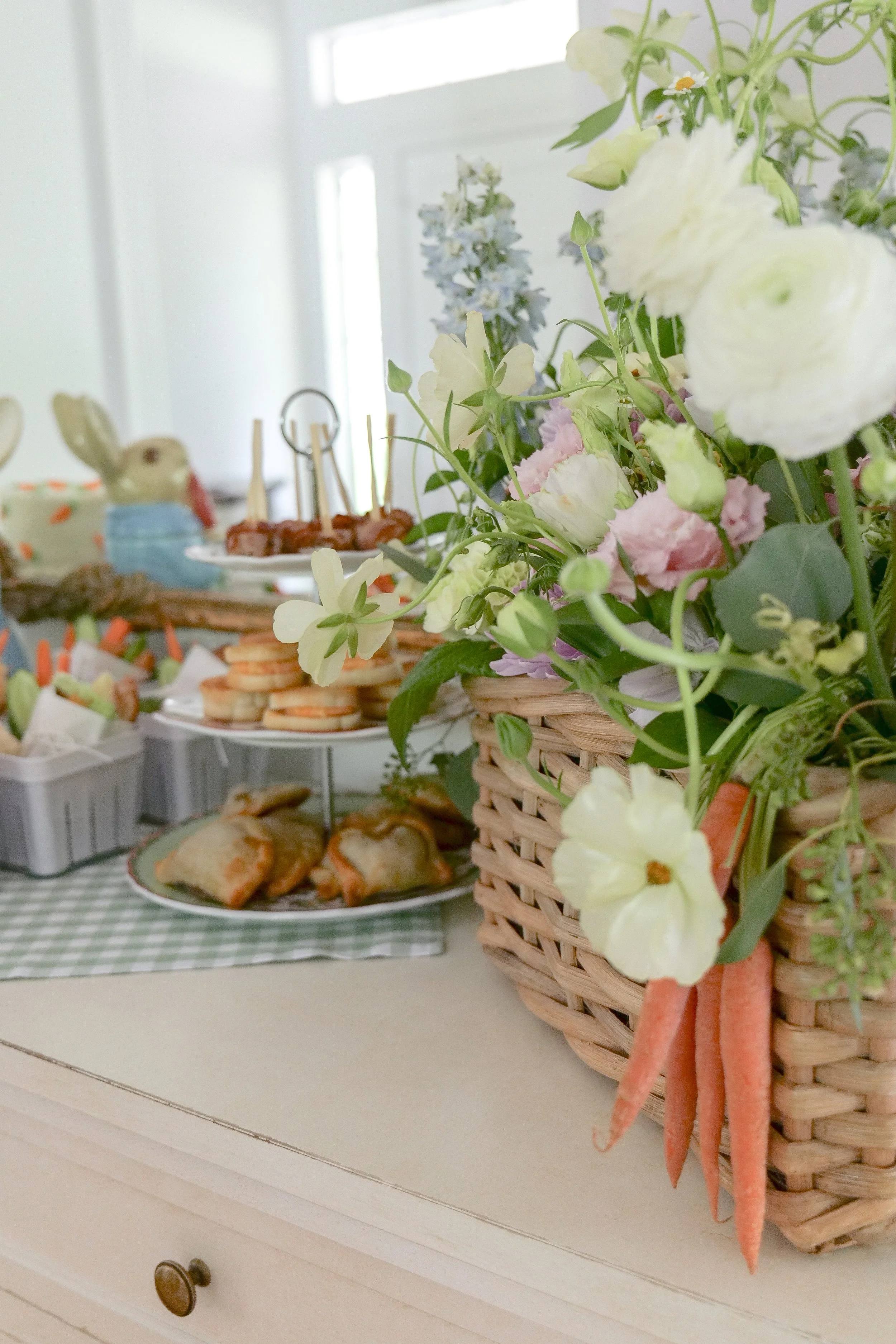Create an Unforgettable Peter Rabbit Theme Party with Stunning Table ...